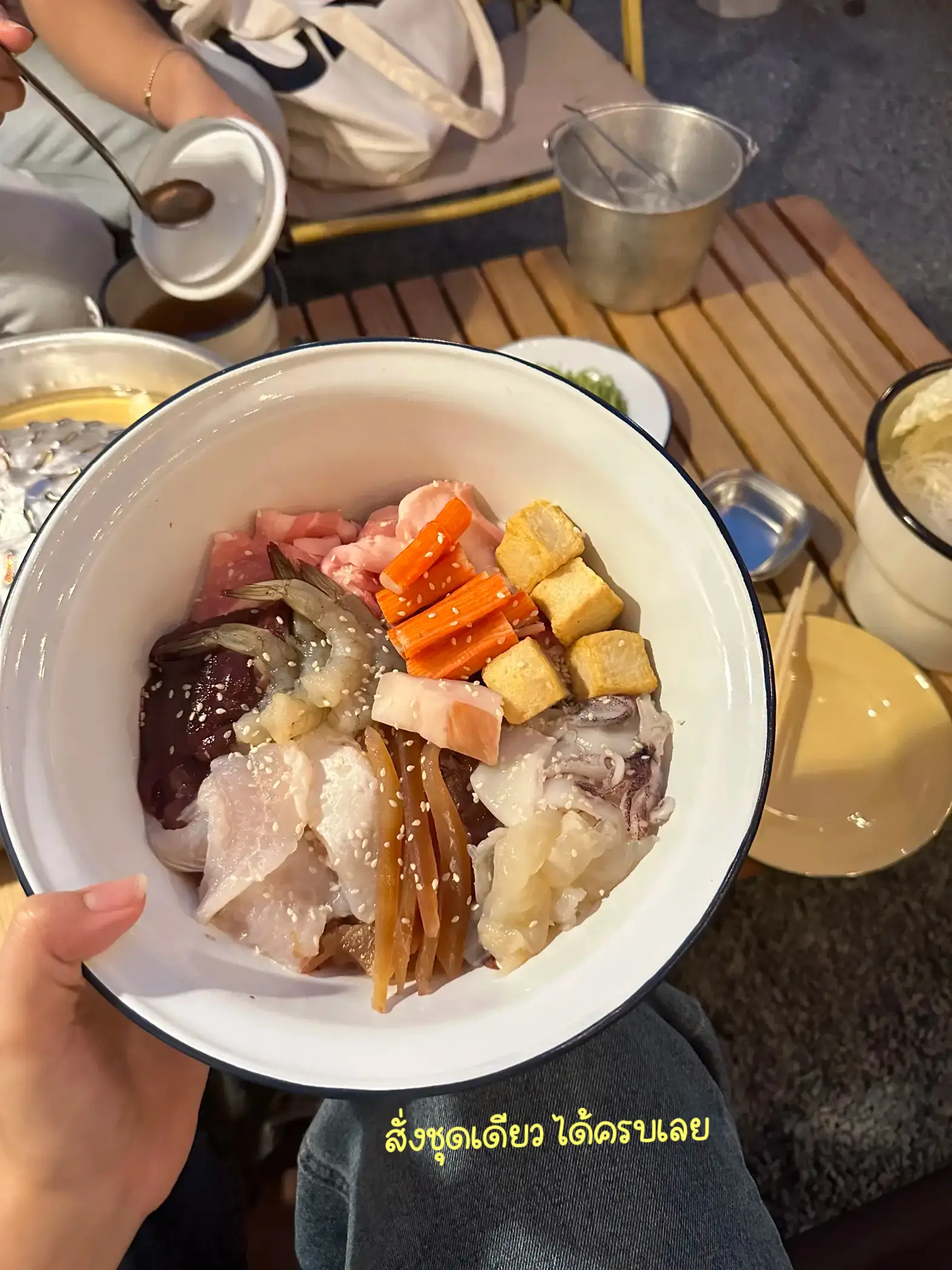 〰️ หมูกะทะสไตล์แคมป์ปิ้ง 🥓 บรรยากาศดี 🪑อยู่ใกล้ bts 🚟 | แกลเลอรีที่โพสต์โดย i_____ink | Lemon8