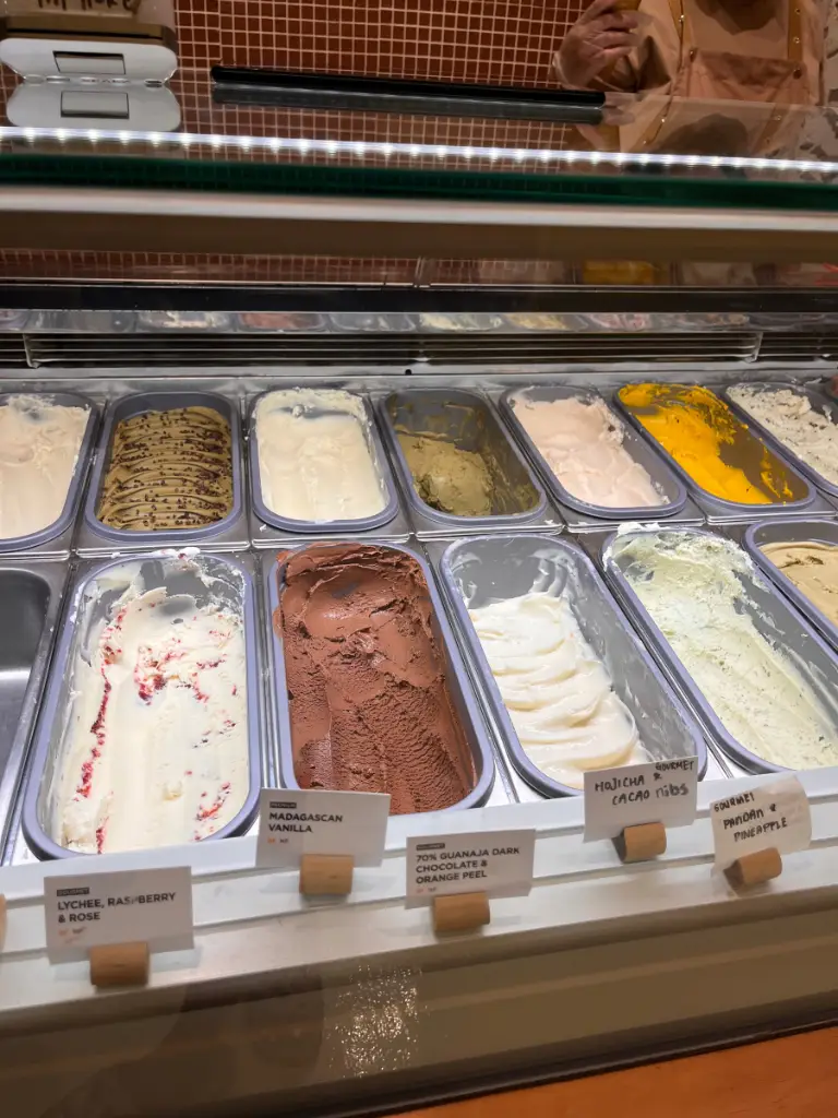 new gelato shop next to cafe natsu 🤤‼️ #JooChiat | Gallery posted by ...