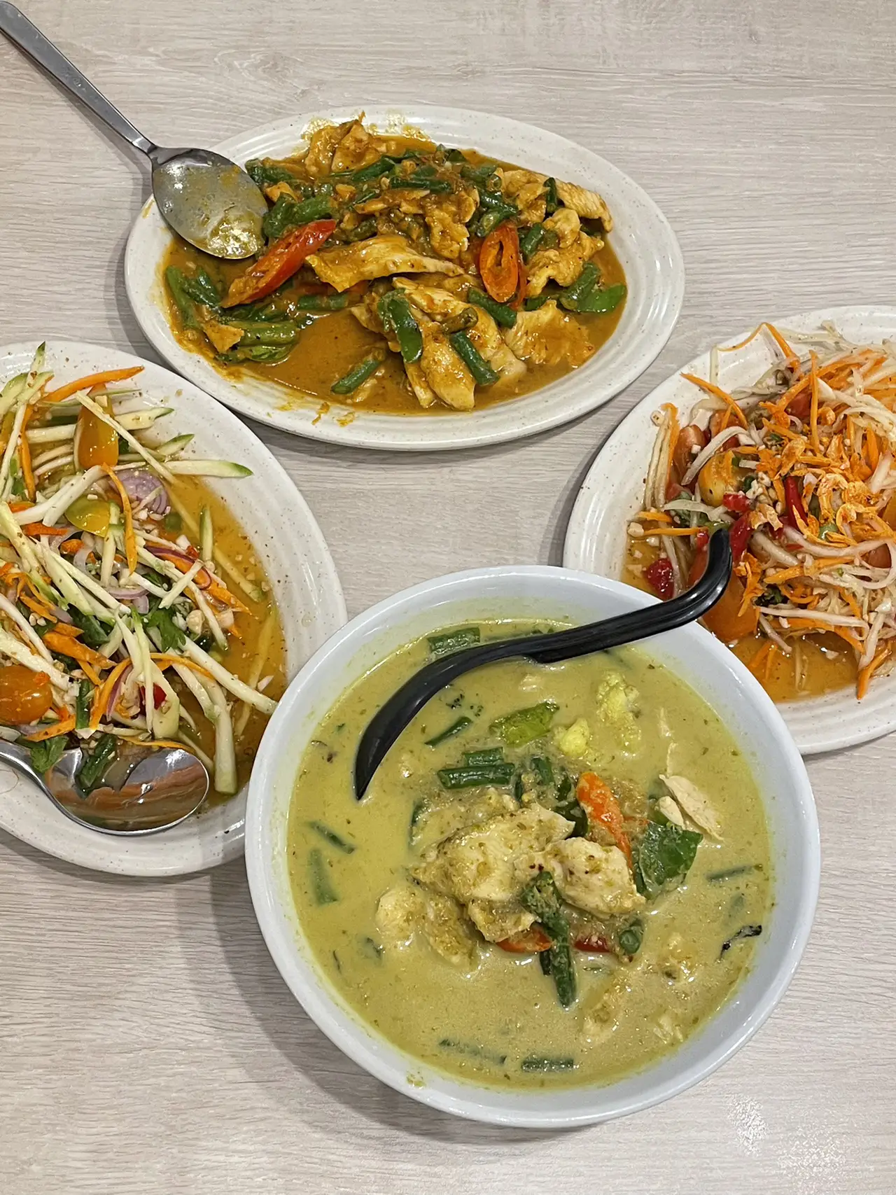 Affordable Thai Food in PJ - Eat drink Thai @KD | Galeri disiarkan oleh ...