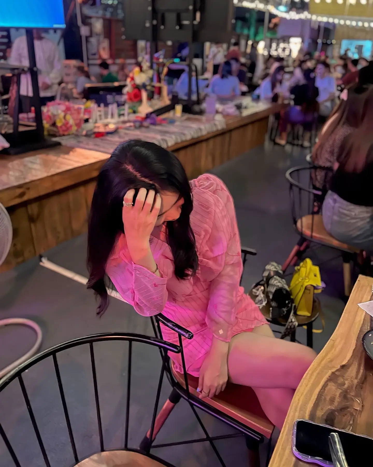 LaLoy Bar | แกลเลอรีที่โพสต์โดย AomPanida | Lemon8