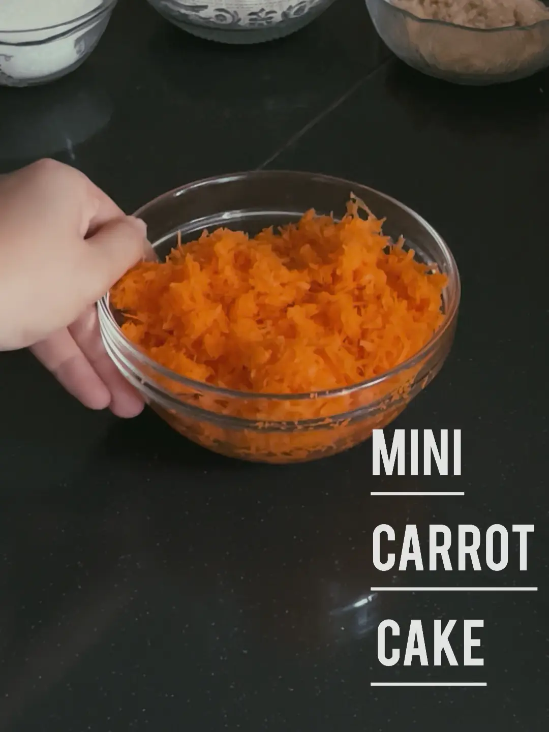 Buat MINI CARROT CAKE ni senang! Resepi di bawah | วิดีโอที่เผยแพร่โดย ...