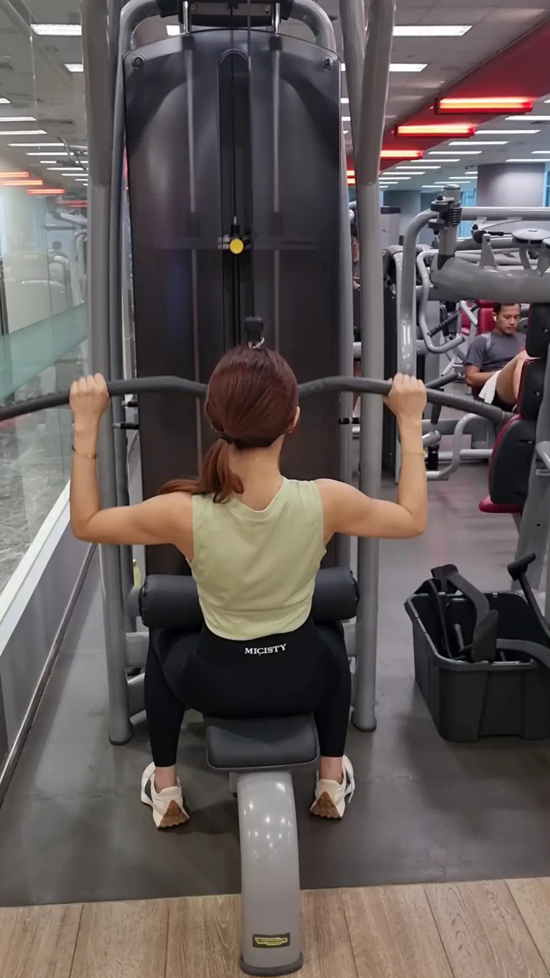 🇸🇬Coach jacky Lat pull down | Video published by Coach jacky | Lemon8