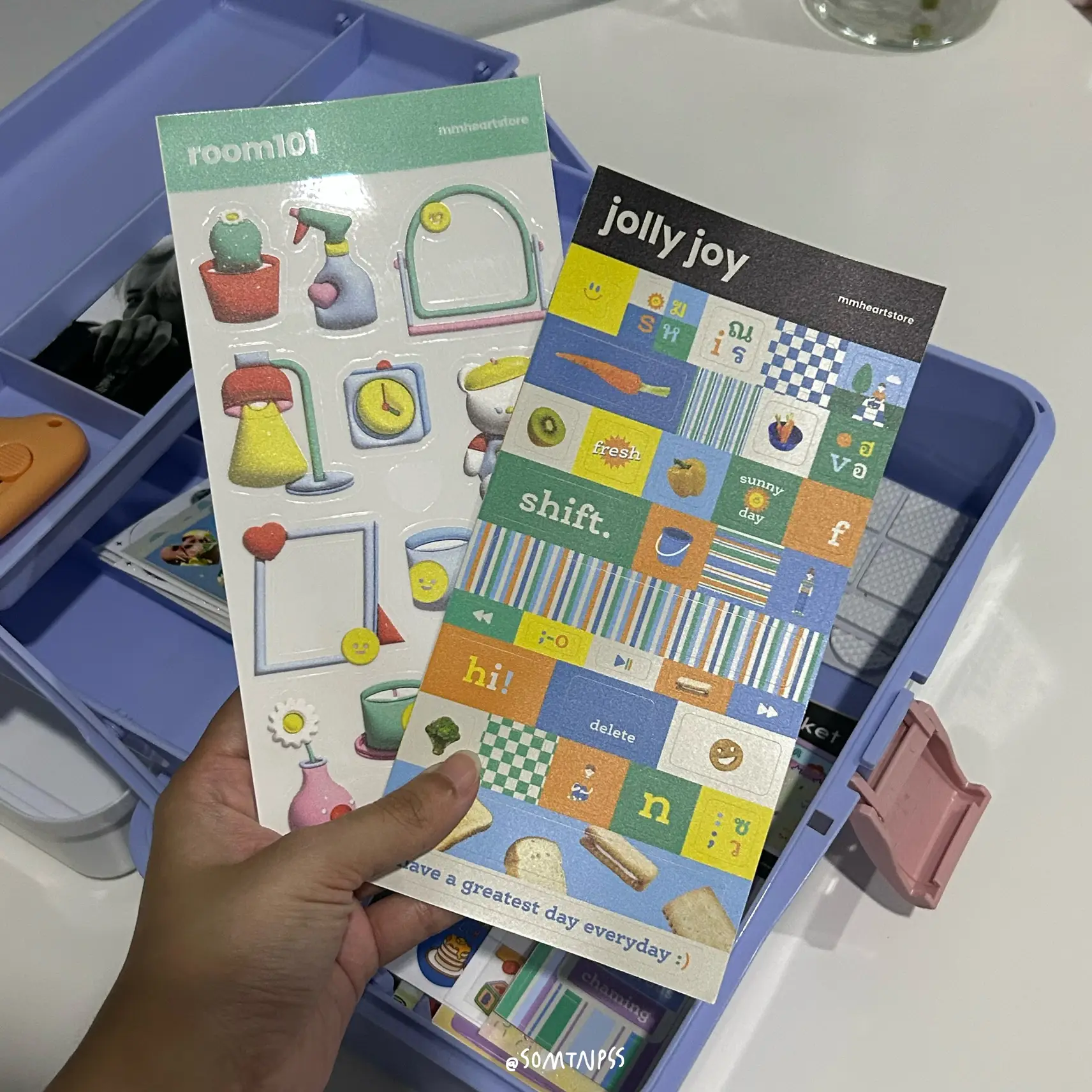 Sticker Box กล่องอเนกประสงค์ 🗃️ | แกลเลอรีที่โพสต์โดย Somtnpss | Lemon8