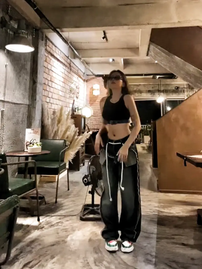 Tạo dáng chưa bao giờ khó🫣 | Bộ sưu tập do Hàn Ni 👾 đăng | Lemon8