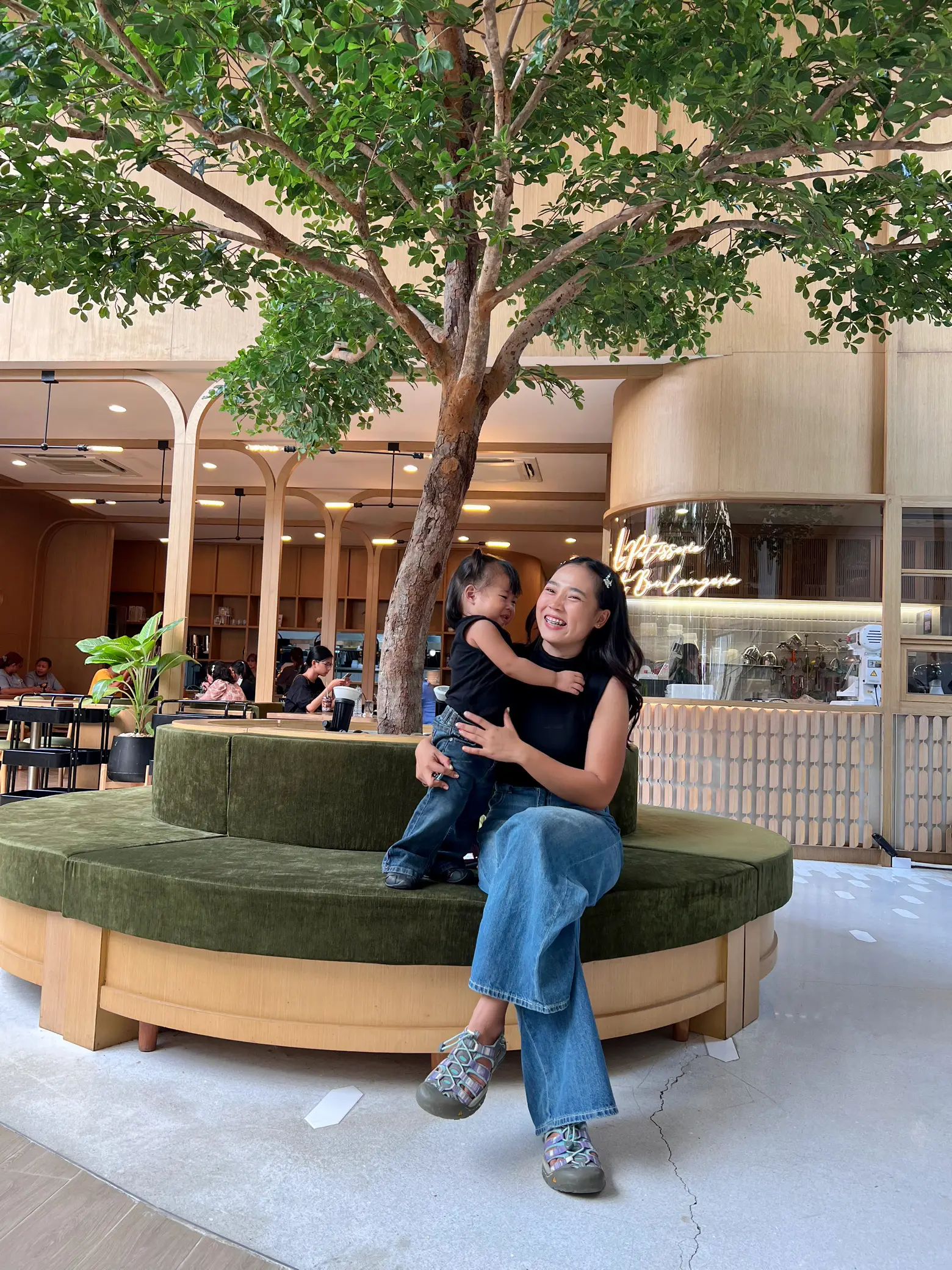 Black Ground Cafe&Dining ☕️ | แกลเลอรีที่โพสต์โดย Jee natsupa 🎨 | Lemon8