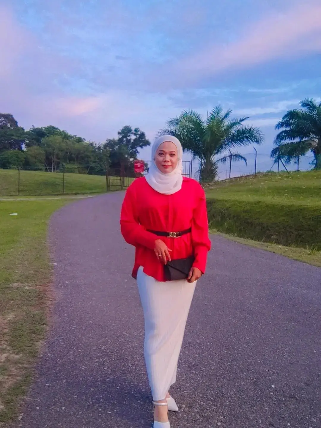 OOTD DINNEE TEMA MERAH & PUTIH BAJET | Galeri disiarkan oleh Ain ...