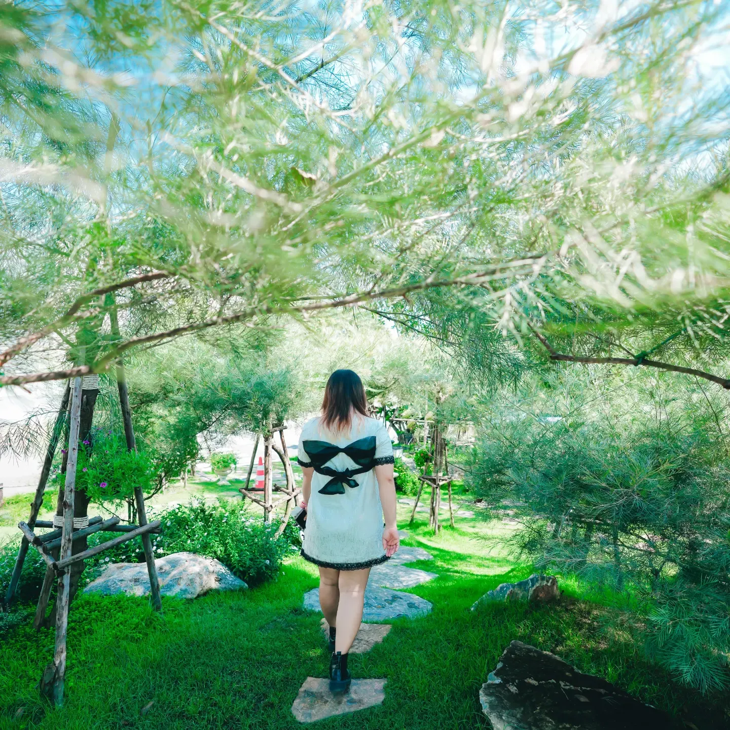 Walk Chill Phil Europe Scene Bangkok | Gallery posted by Go Eat Chill | Lemon8