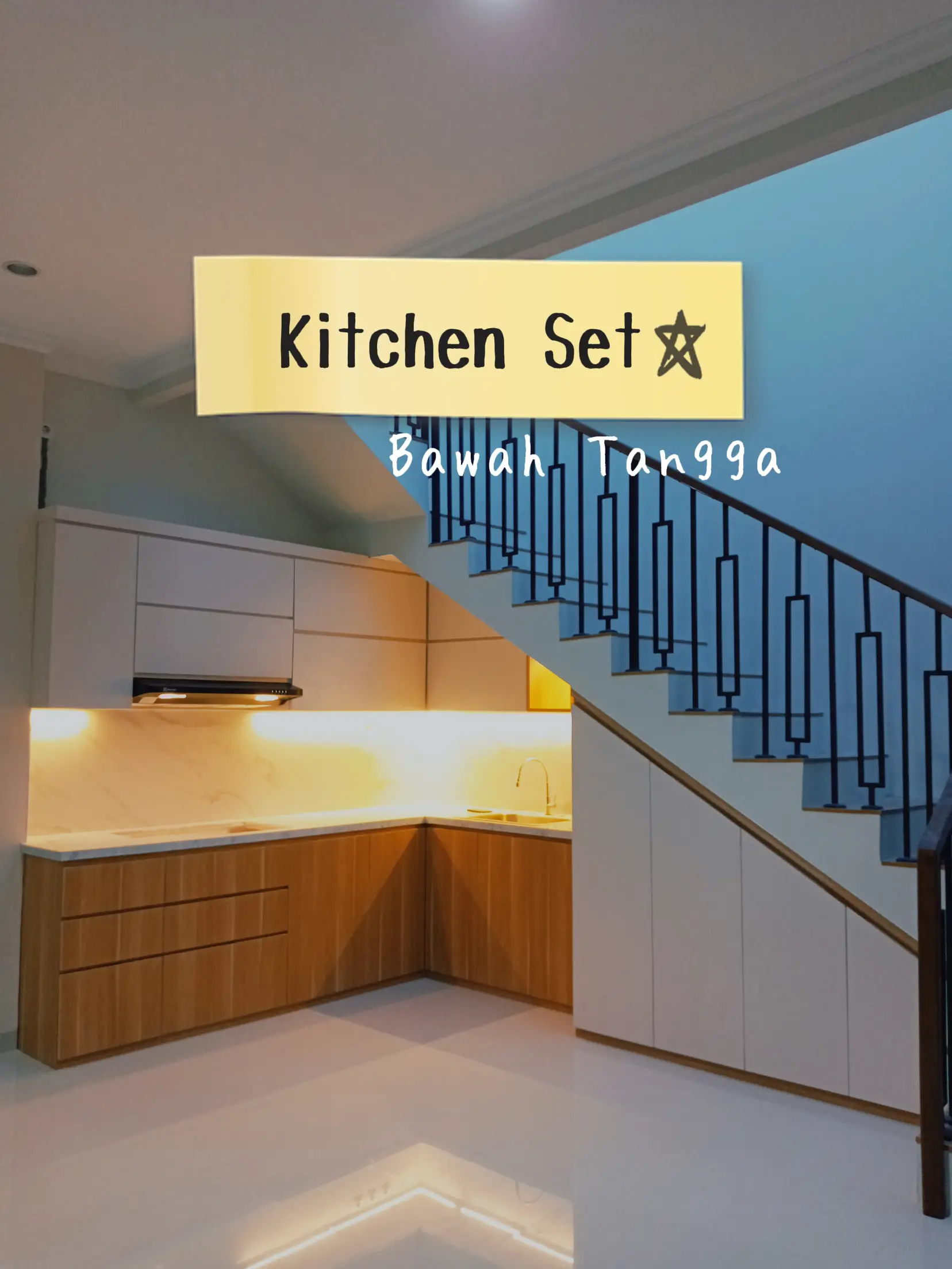 Inspirasi Kitchen Set Bawah Tangga | Galeri diposting oleh Dekorrumahkamu | Lemon8