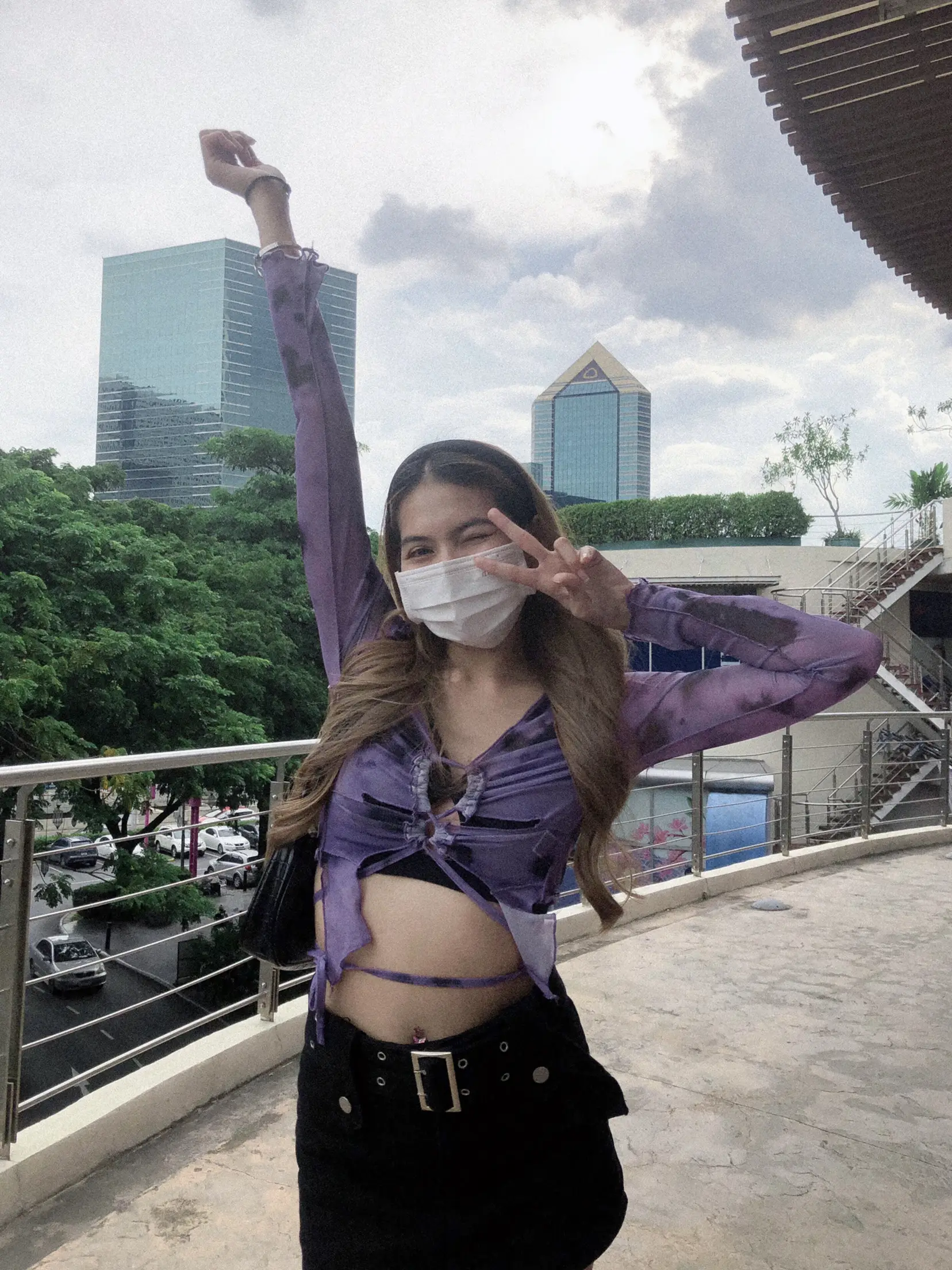 อัพเดตแฟ แนว Y2k ยอดฮิต 👡 | แกลเลอรีที่โพสต์โดย k thika | Lemon8