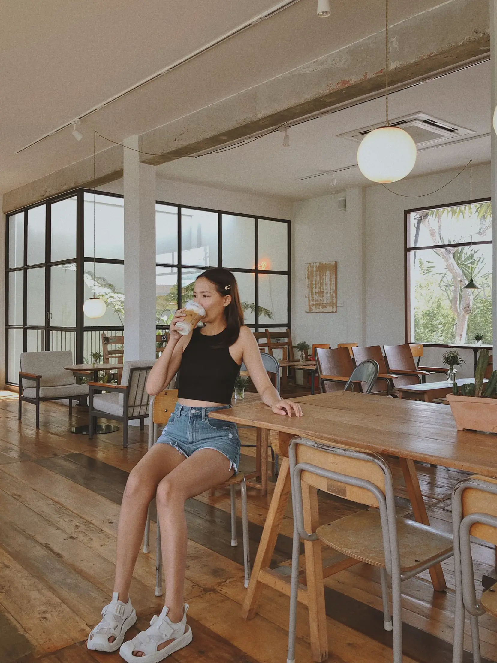 Normal Cafe & Stay Ratchaburi 💚🏡🥤 | แกลเลอรีที่โพสต์โดย ooooopol | Lemon8