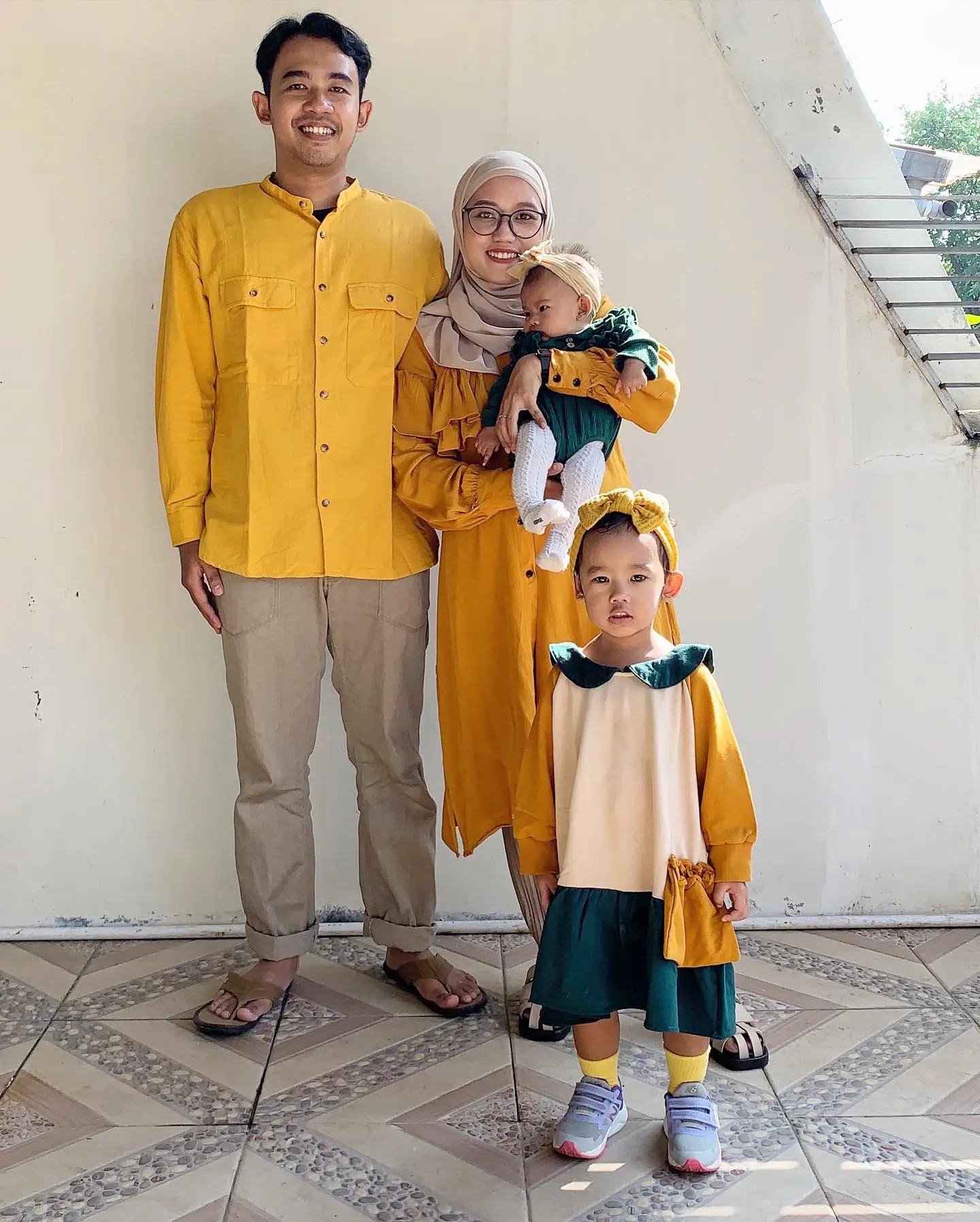 Pallete colors untuk baju kembaran 😍 | Galeri diposting oleh Filia | Lemon8