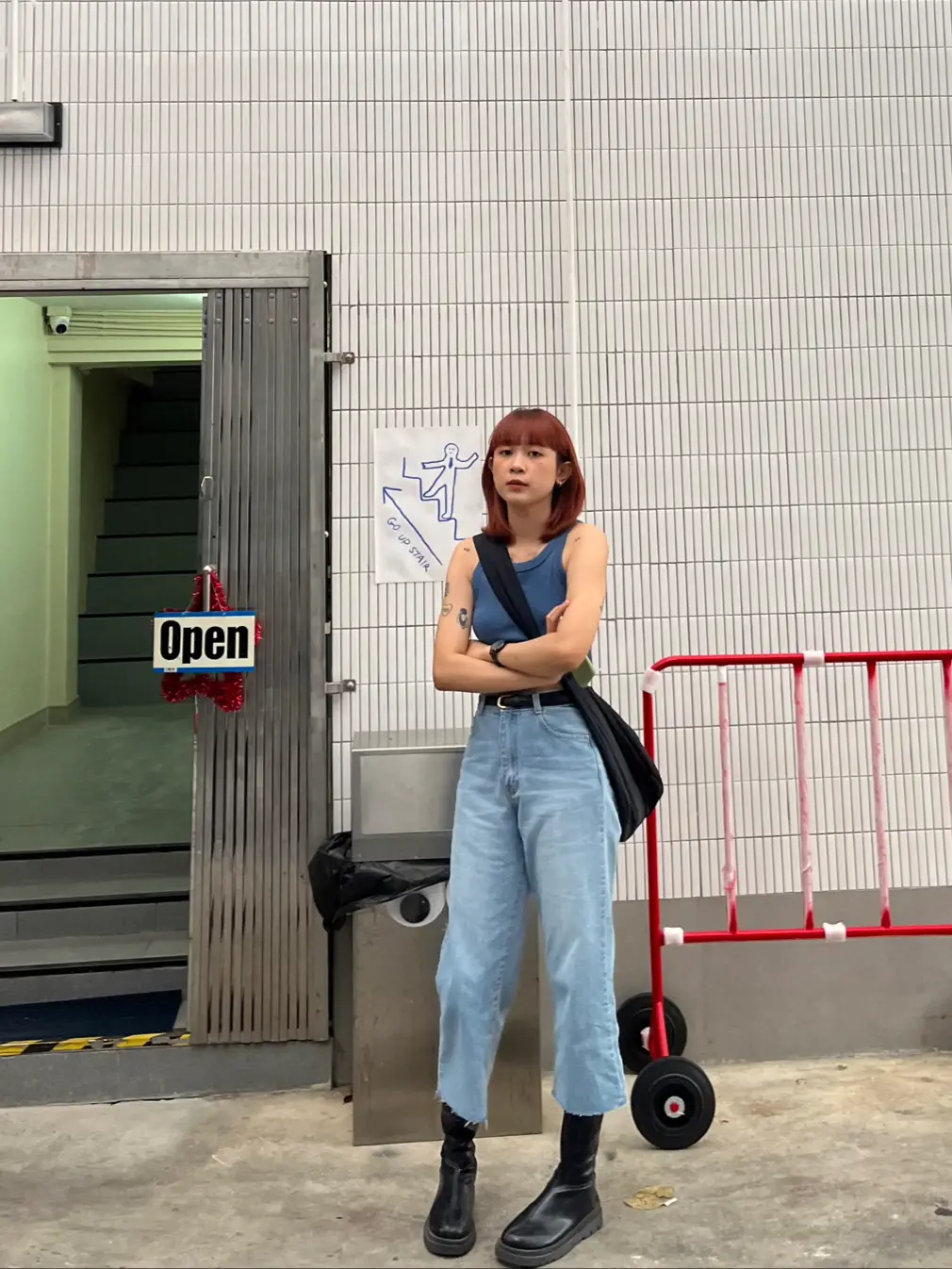 OOTD : แมทช์กางเกงขาเต่อยังไงให้ปัง💙 | แกลเลอรีที่โพสต์โดย JANE | Lemon8