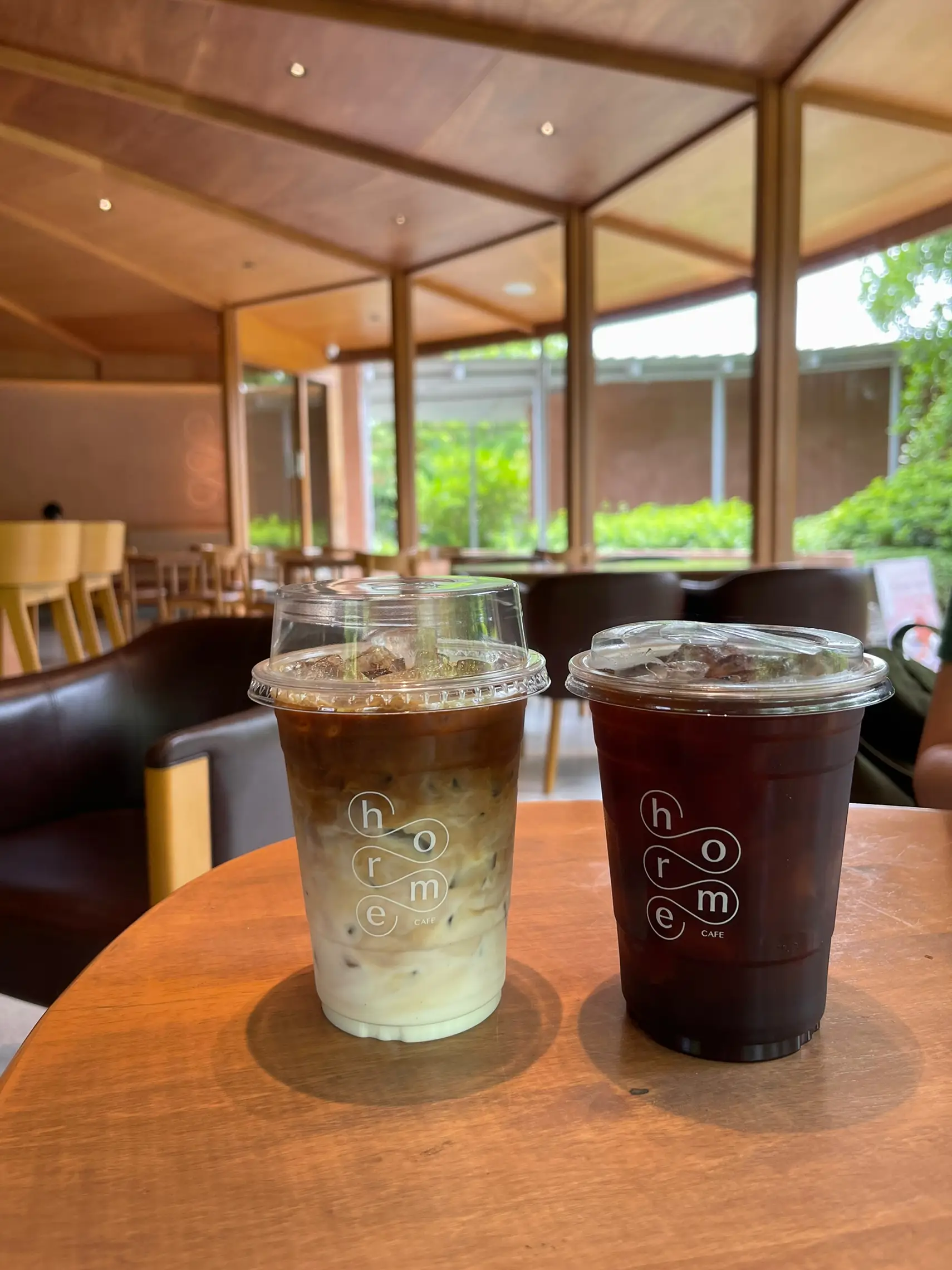 🌳☕️ คาเฟ่แสนสงบ กลางสวน ริมถนนบางนา-ตราด | Horme Cafe | แกลเลอรีที่ ...