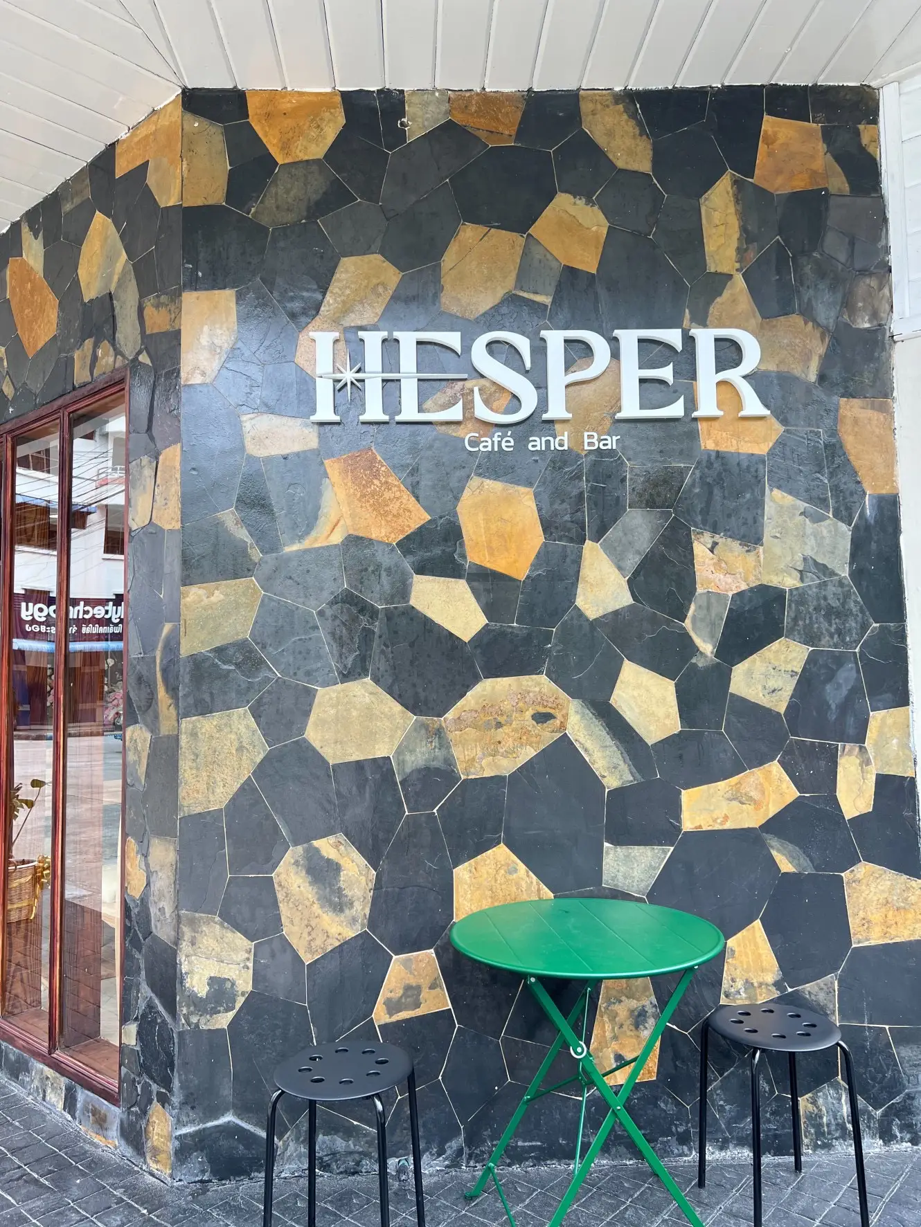 Hesper Café and Bar #คาเฟ่เปิดใหม่มาบพุดเมืองใหม่ | แกลเลอรีที่โพสต์โดย ...