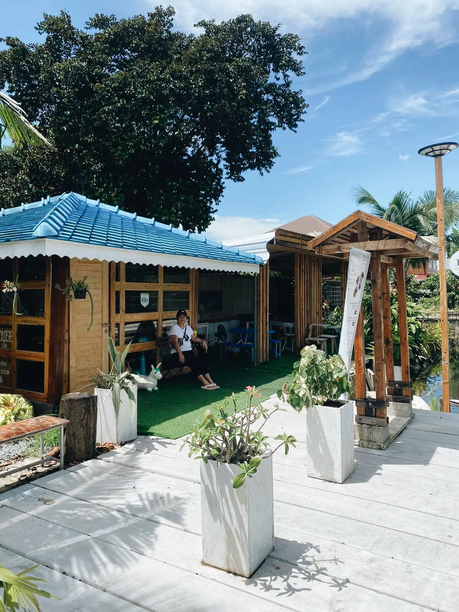 🏠คาเฟ่บ้านปู่ Baan Puu - ริมคลองภาษี 🍂 | แกลเลอรีที่โพสต์โดย jeenachny ...