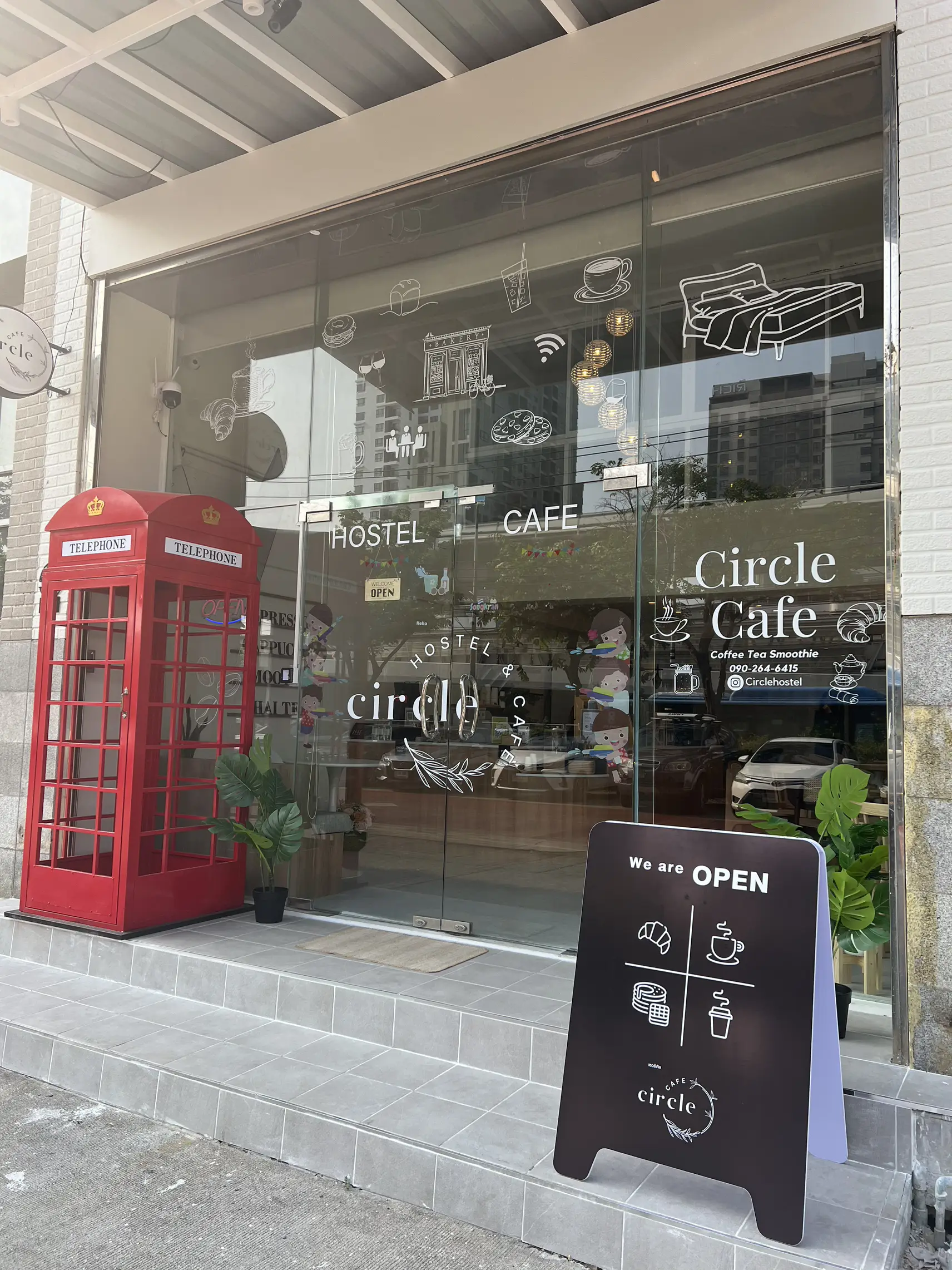 Circle Cafe คาเฟ่เปิดใหม่ติด BTS วงเวียนใหญ่☕️ | แกลเลอรีที่โพสต์โดย ...