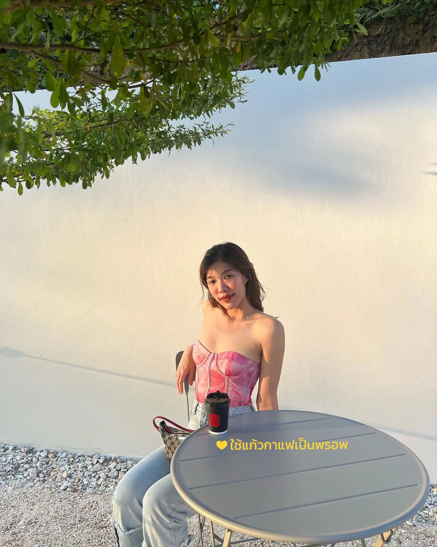 พาเช็คอิน 📍Gloi Cafe คาเฟ่เปิดใหม่กาญจนบุรี | แกลเลอรีที่โพสต์โดย Mei li | Lemon8