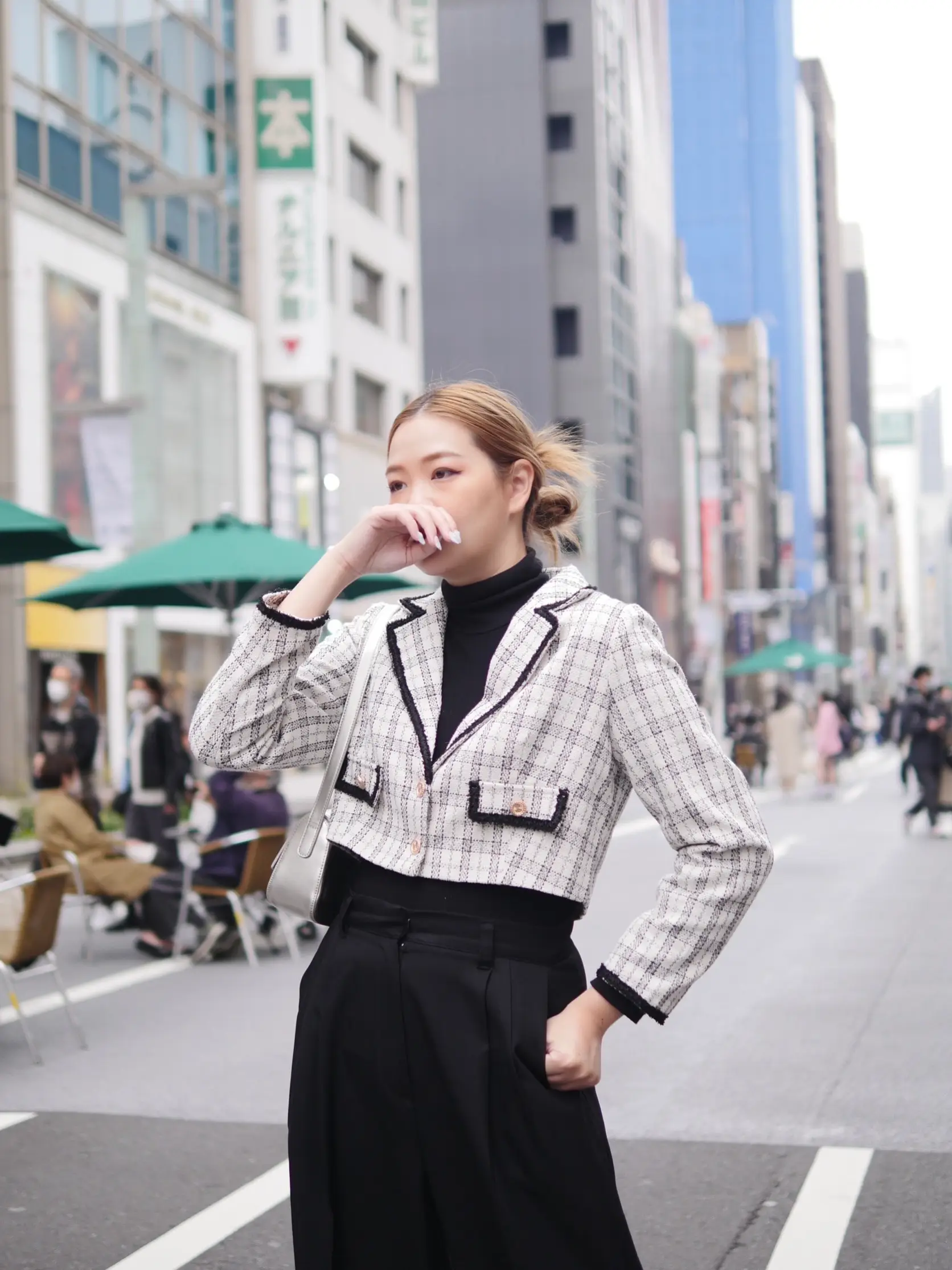 OOTD IN JAPAN 10-15 องศา เที่ยวกินซ่า ย่านแบรนด์เนม ep.6 | แกลเลอรีที่โพสต์โดย TONG | Lemon8