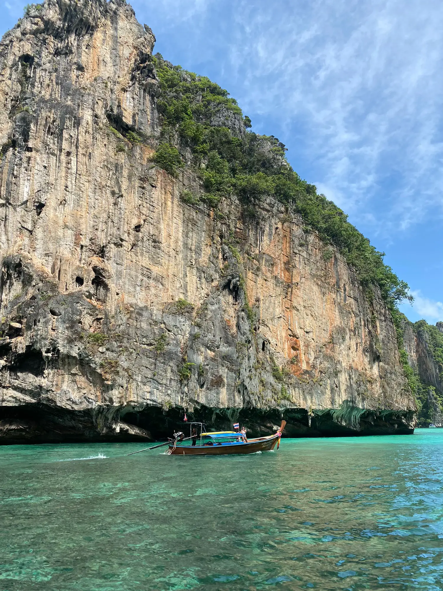 PHI PHI ISLAND | เหมาเรือหางยาวดำน้ำ+ถ่ายรูป | แกลเลอรีที่โพสต์โดย taririsss ☀️ | Lemon8