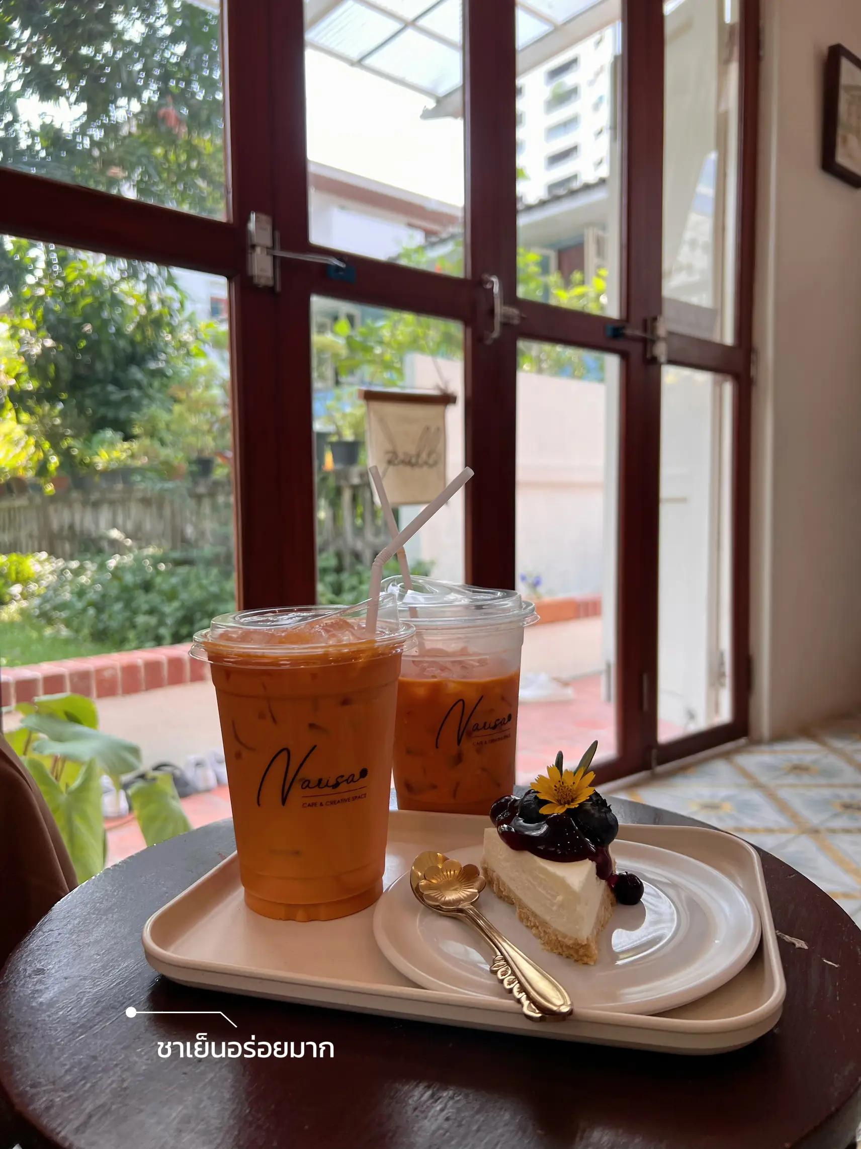 EP.1 narisa cafe & creative space #คาเฟ่ติดBTS | แกลเลอรีที่โพสต์โดย BB ...