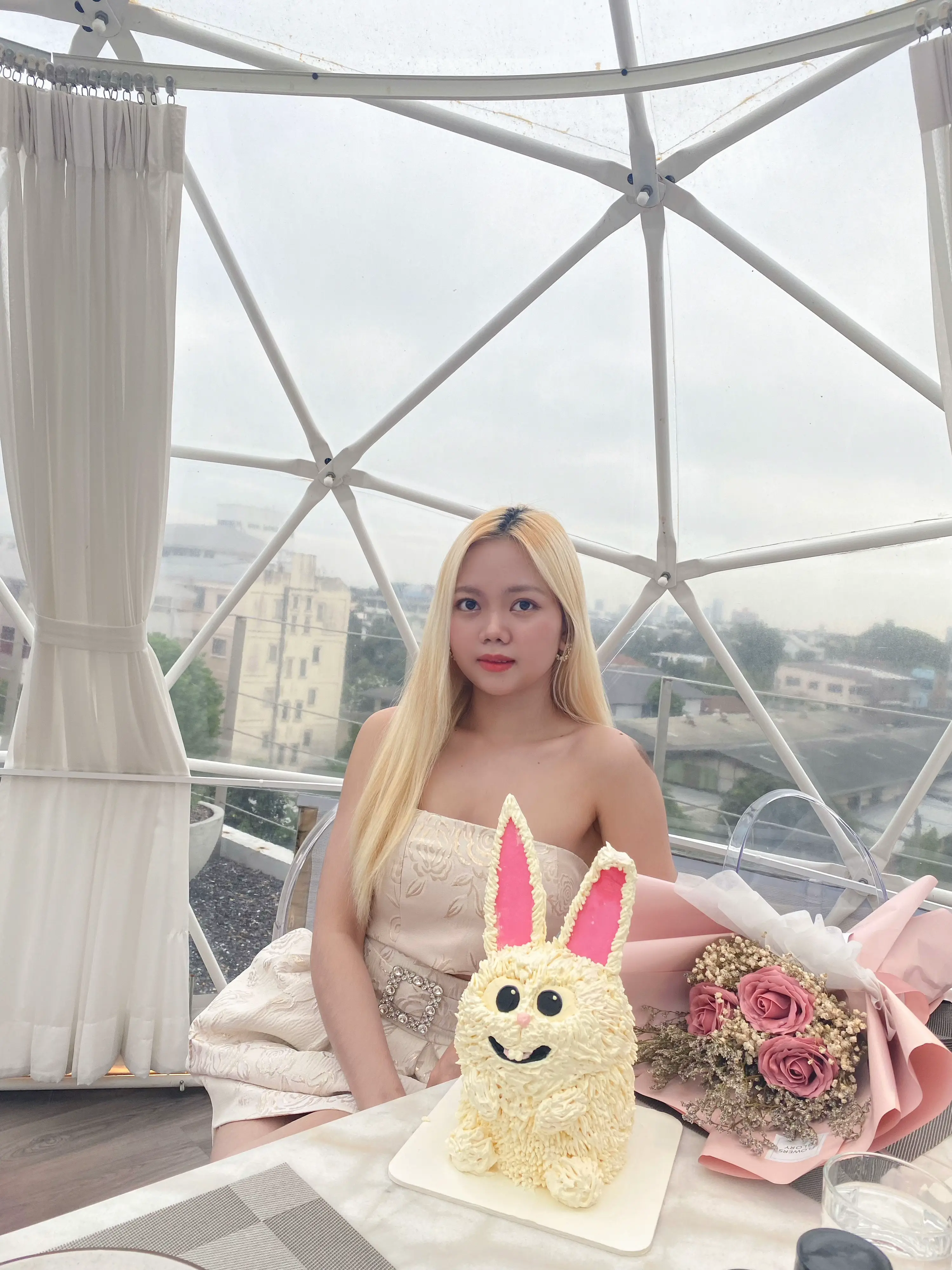 สั่งทำเค้กวันเกิด so cute ที่คาฟ่ Leklek 💐 | แกลเลอรีที่โพสต์โดย 𝗷𝘂𝗻𝘆 ⁺ | Lemon8