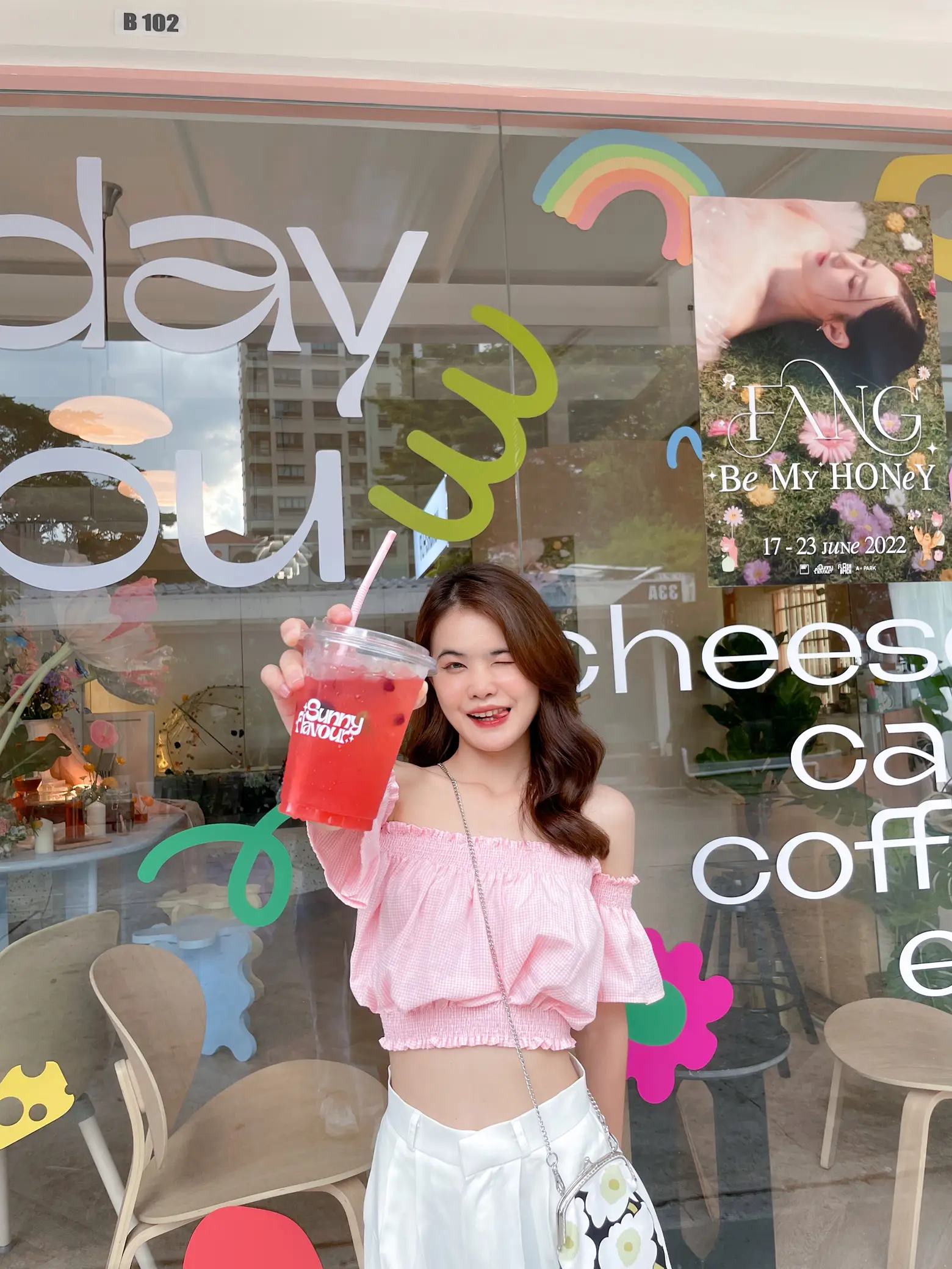 คาเฟ่สดใสม๊ากกกกกก 🥣🍕🧃𓂂 ถ่ายรูปยังไงให้moodเดียวกับคาเฟ่ | แกลเลอรีที่โพสต์โดย Ning Nutsita | Lemon8