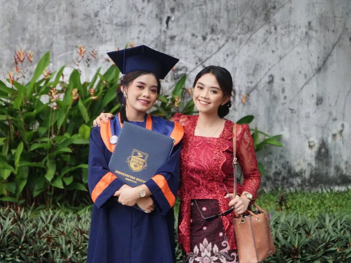 Ide Foto wisuda Bareng Keluarga 💖💖💖 | Galeri diposting oleh Grace Randa ...