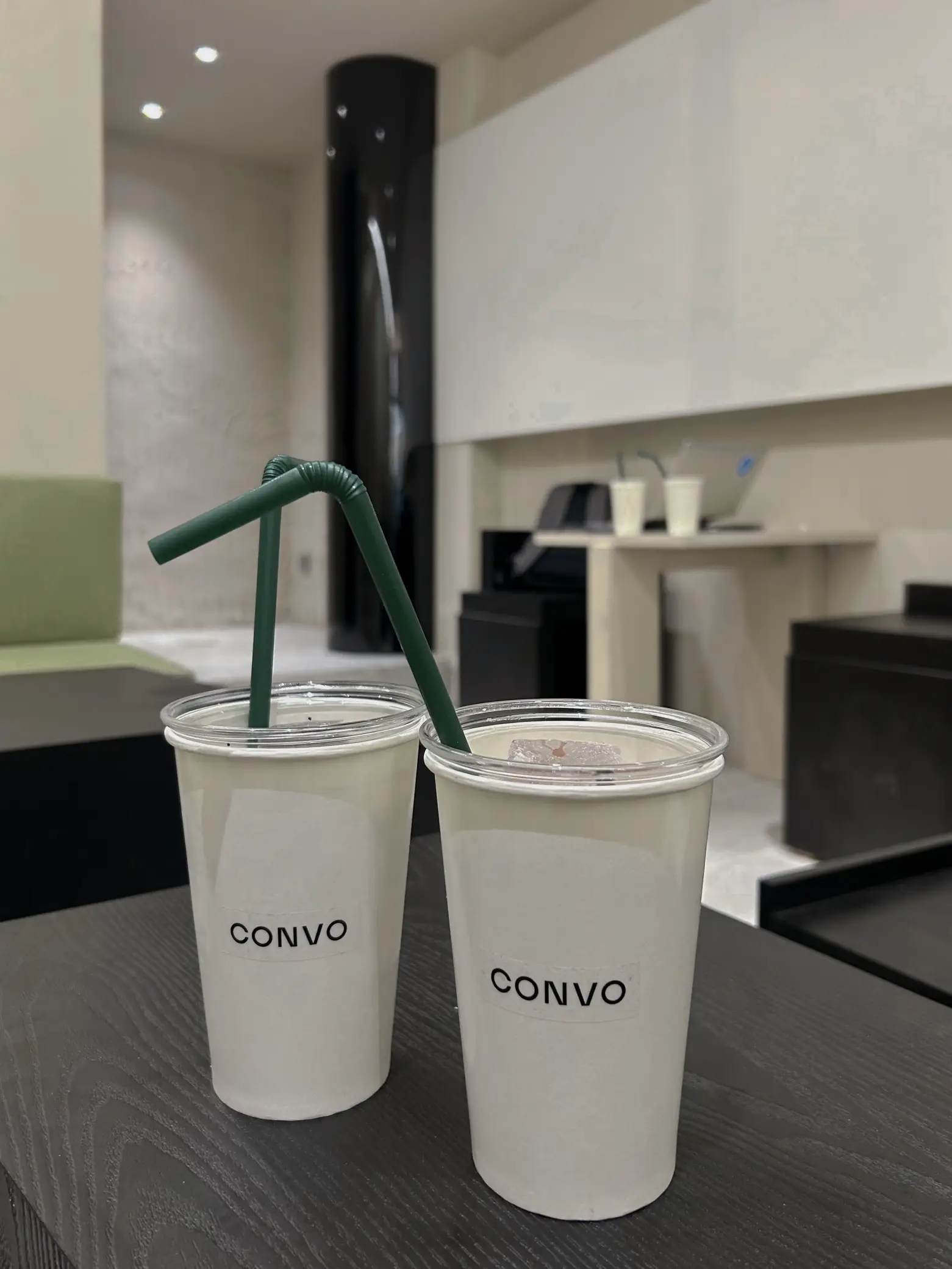 Convo.bkk คาเฟ่น้องใหม่เจริญกรุง30 | แกลเลอรีที่โพสต์โดย ptp.ev | Lemon8