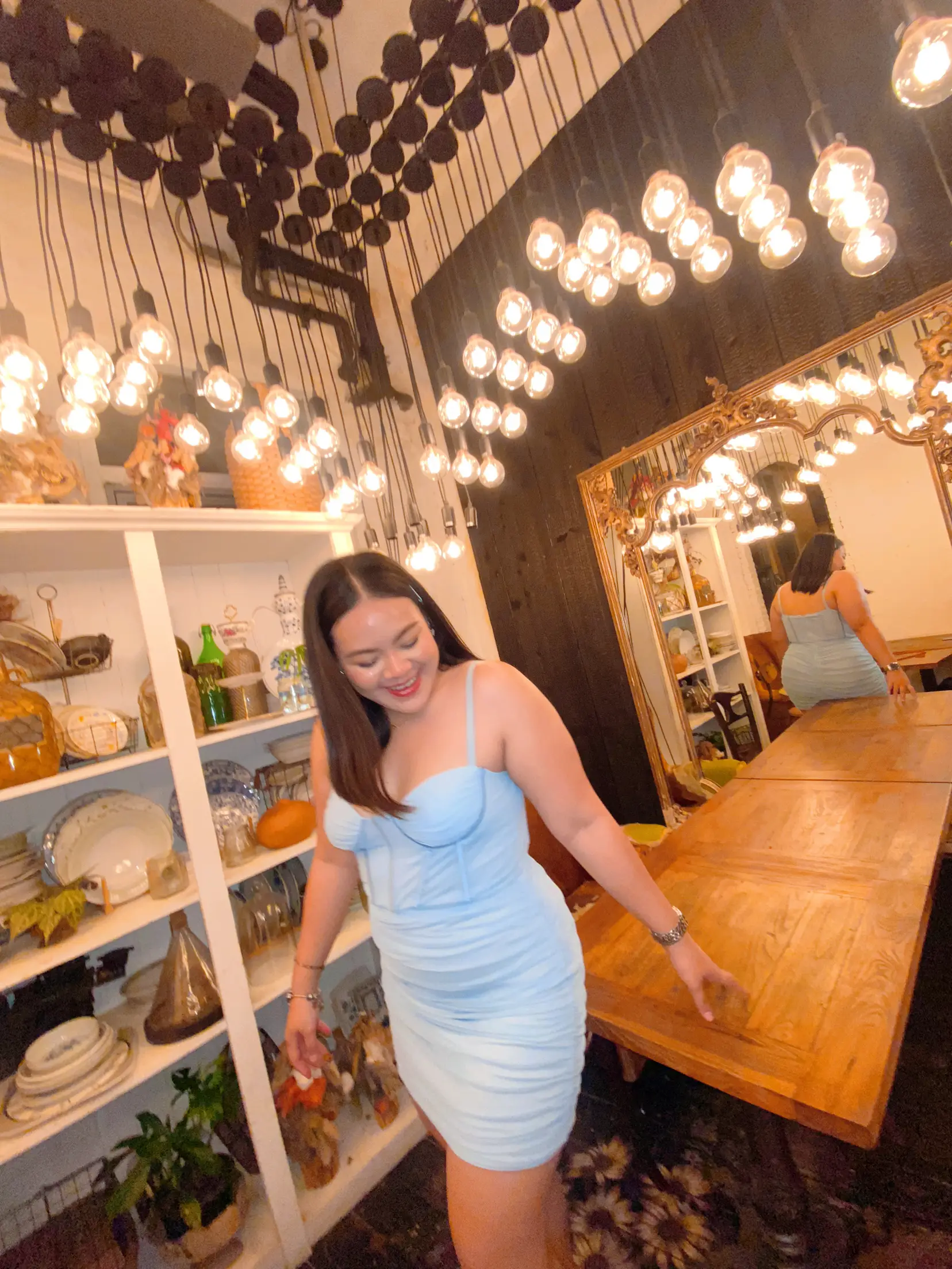 OOTD: Sexy Blue Dress ฉบับสาวอวบ รัดรูปไม่หวั่น | แกลเลอรีที่โพสต์โดย meeneem | Lemon8