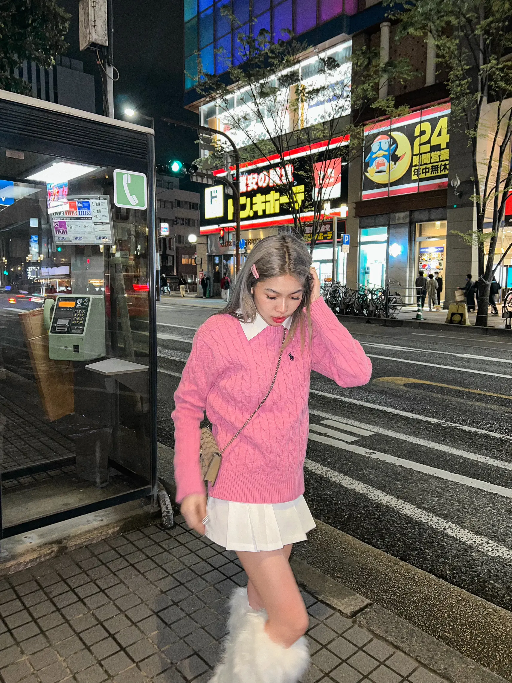 Fukuoka outfit | 14 องศาแล้วไง ? 🇯🇵🤍 | แกลเลอรีที่โพสต์โดย 𓂋 𝐀𝐑𝐌 | Lemon8