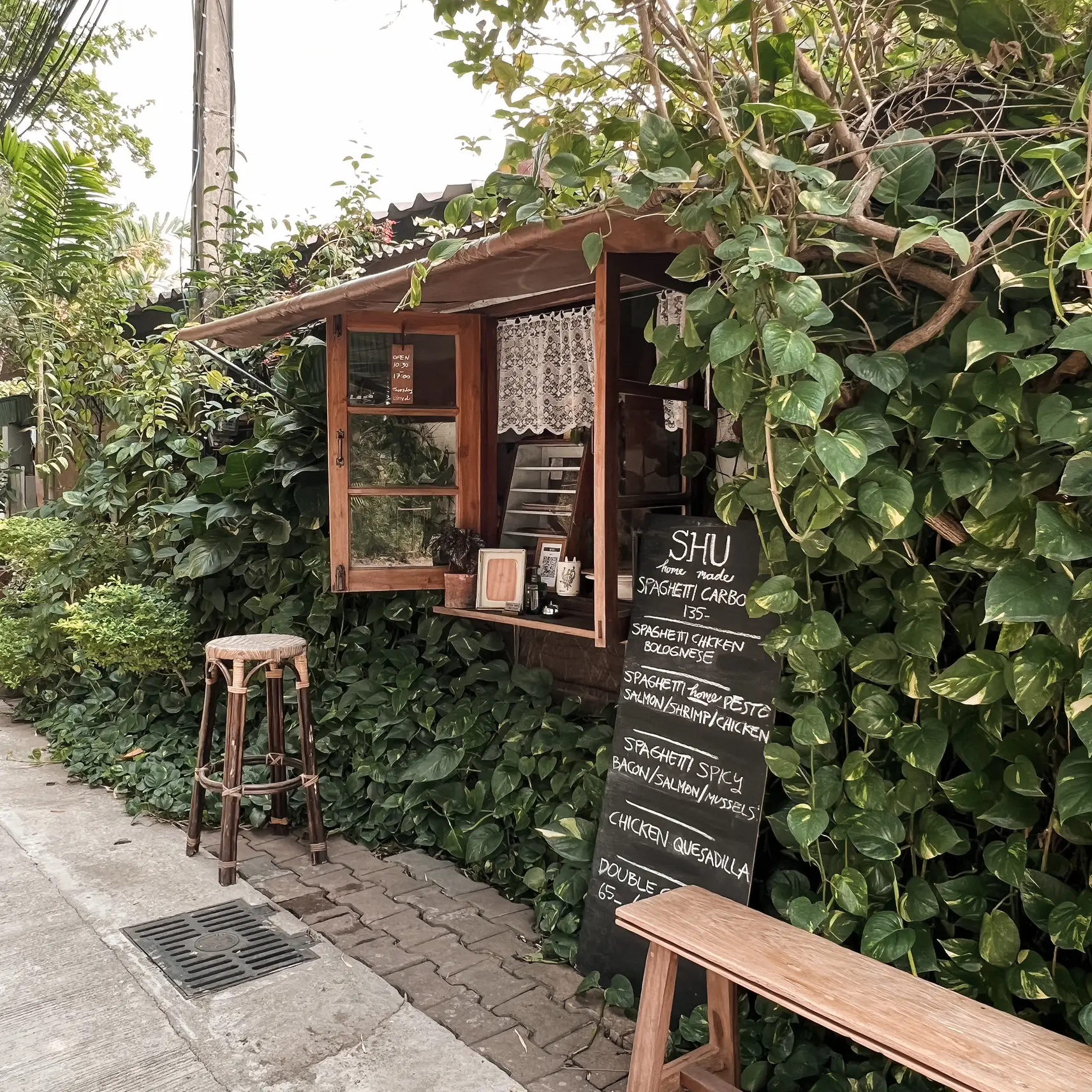 🌳โฮมคาเฟ่เล็กๆแสนอบอุ่น “𝗦𝗛𝗨” Pasta & Bakery Homemade | แกลเลอรีที่ ...