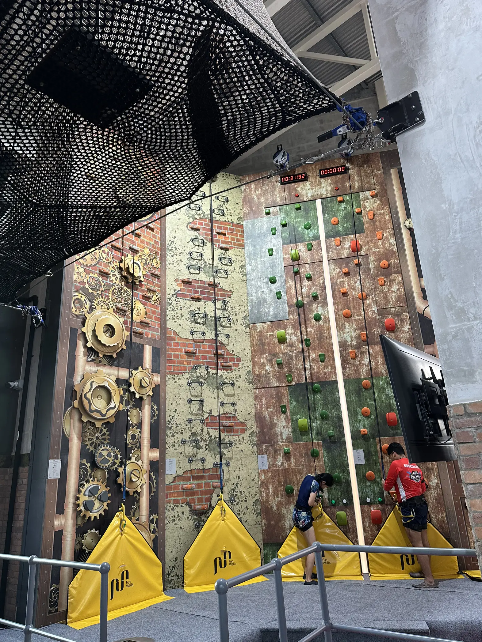 I WISHED SOMEONE WARNED ME BOUT D NEW WATER PARK💀😭 | Gallery posted by ...