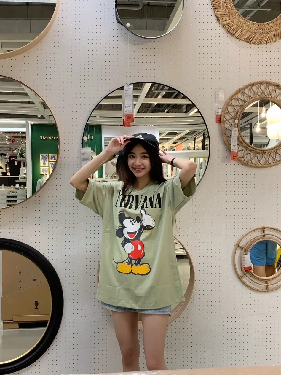 แนะนำชุด 👗Look1 สไตล์:มินิมอล | แกลเลอรีที่โพสต์โดย A DAY 30 | Lemon8