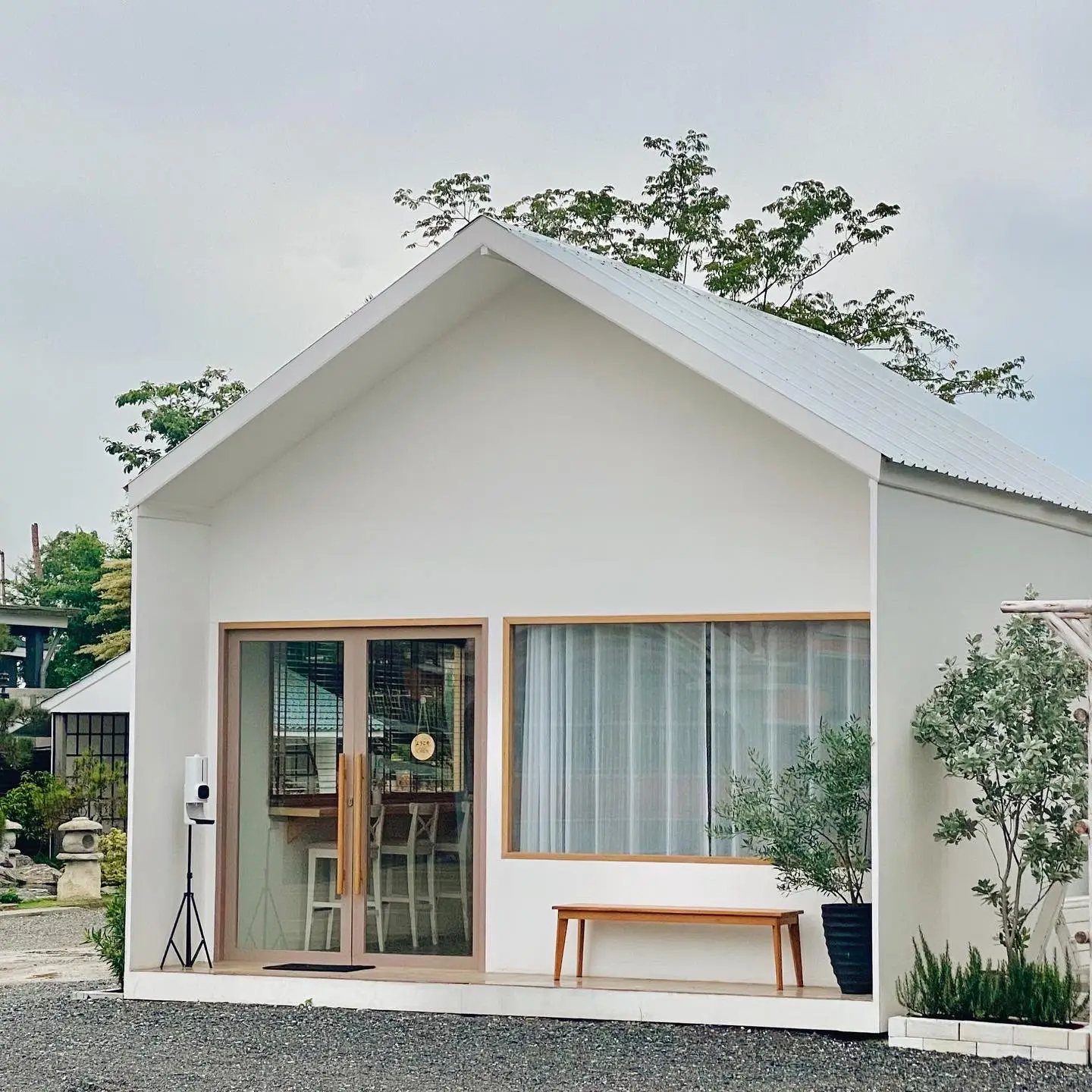 MUJI LOOK : แต่งตัวเที่ยวคาเฟ่ญี่ปุ่น(ทิพย์) | แกลเลอรีที่โพสต์โดย Doubletee | Lemon8