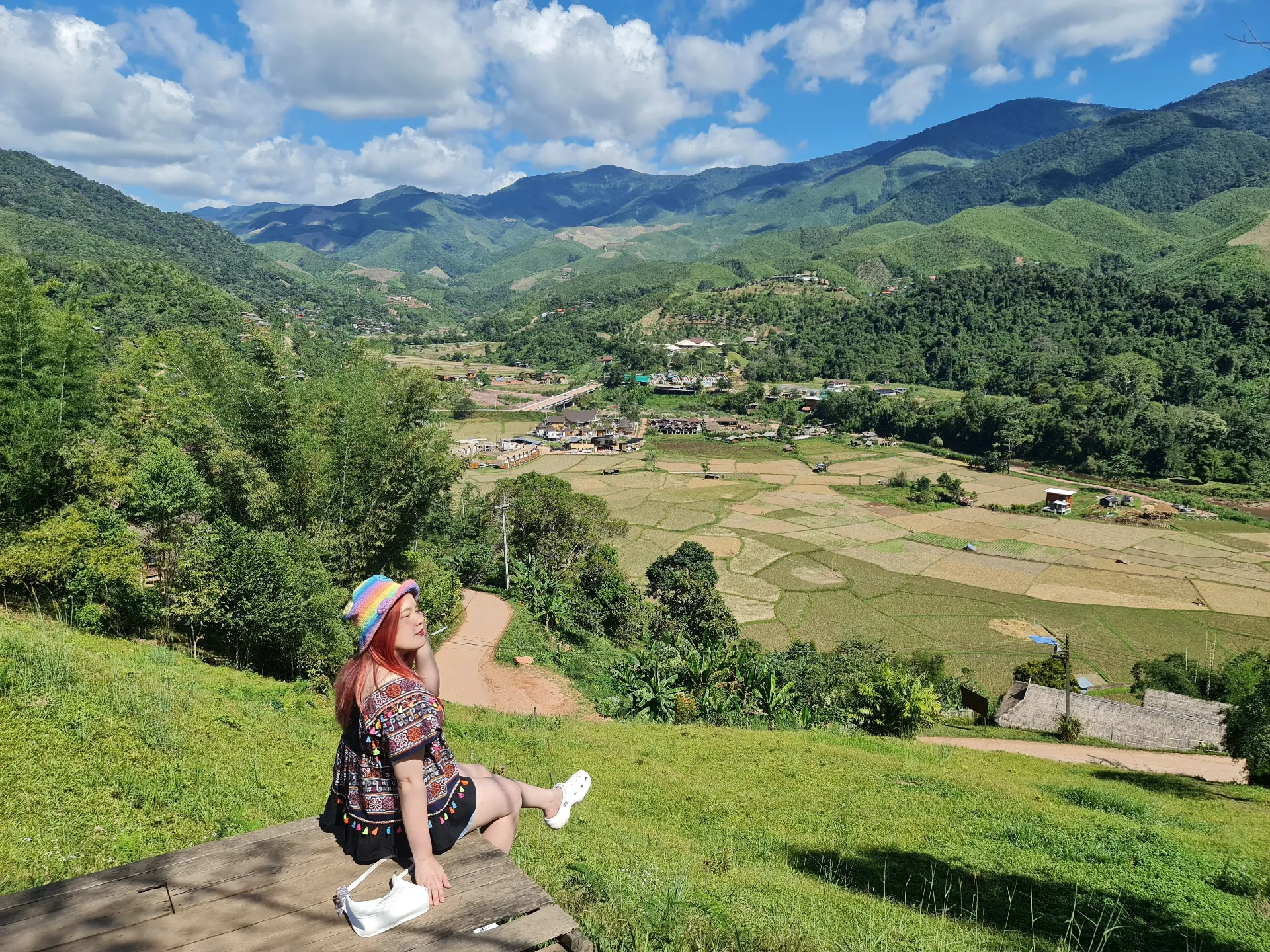 น่านไง วิวภูเขา ทุ่งนา ท้องฟ้า | แกลเลอรีที่โพสต์โดย lookpad.lp | Lemon8