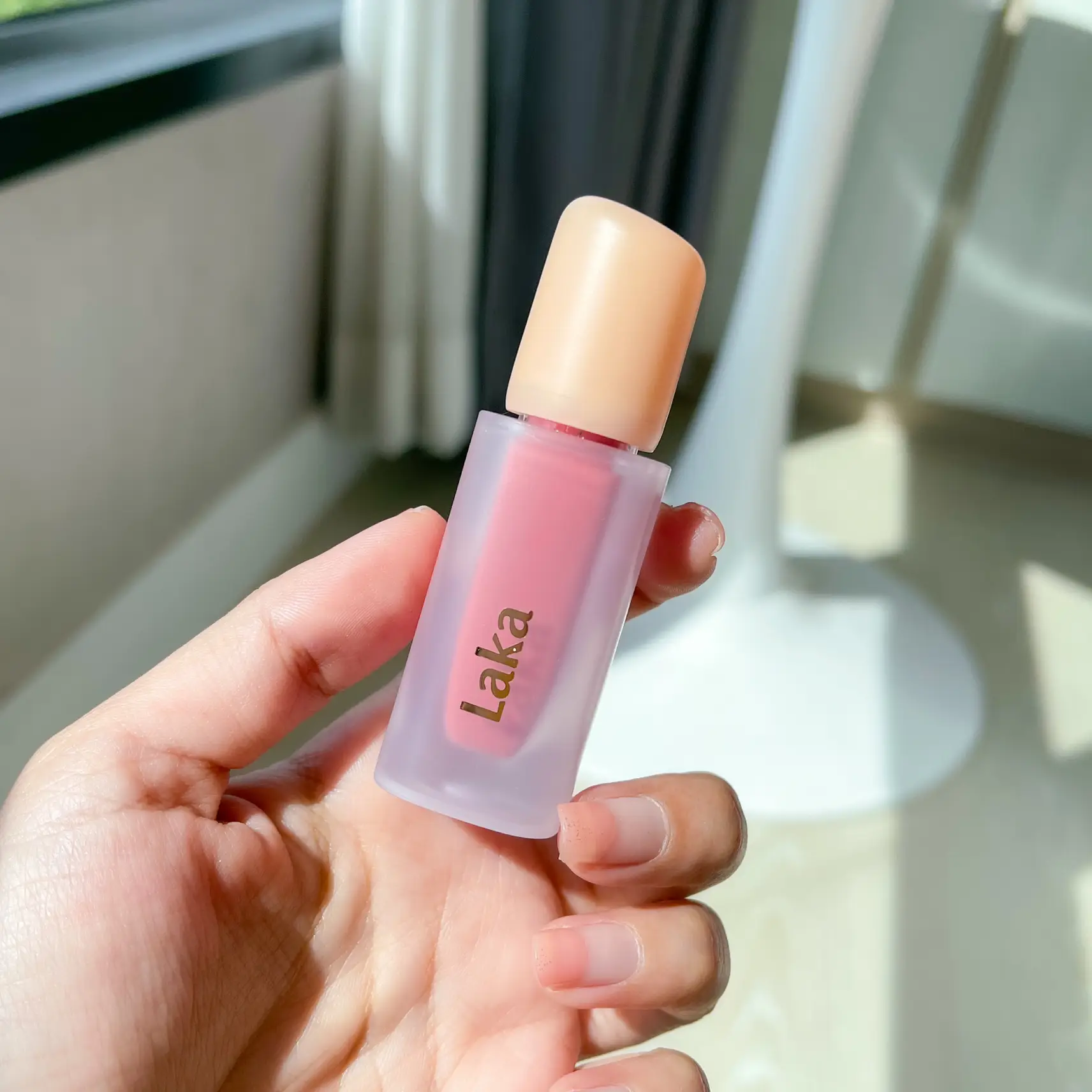 ลิปปากฉ่ำสีฮิตที่ต้องมี 💖 | แกลเลอรีที่โพสต์โดย Geegie | Lemon8