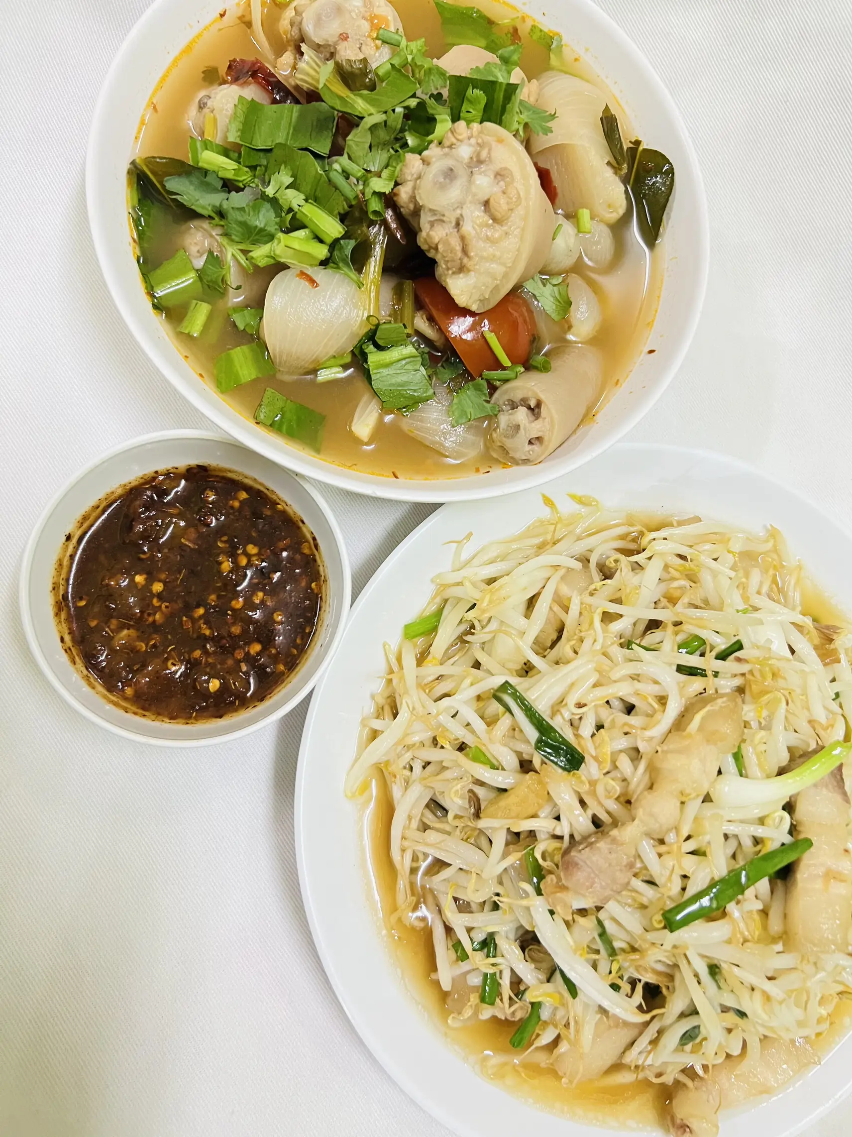 มื้อเย็นอันแสนเรียบง่าย ( ต้มซุปหางหมู ) 🐷 | แกลเลอรีที่โพสต์โดย Worker ...