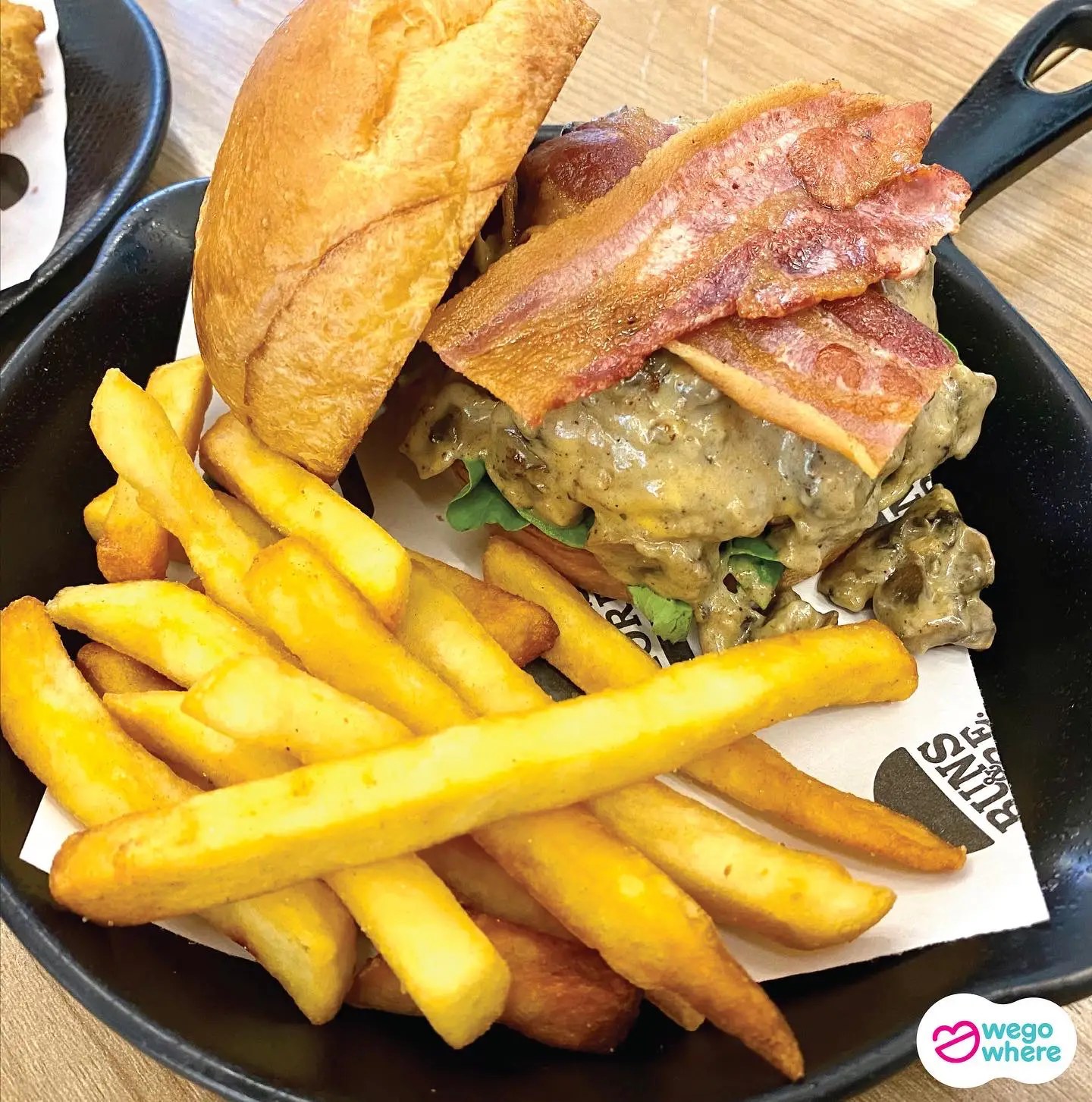 📍 Buns and more 🍔 | แกลเลอรีที่โพสต์โดย WeGoWhere | Lemon8