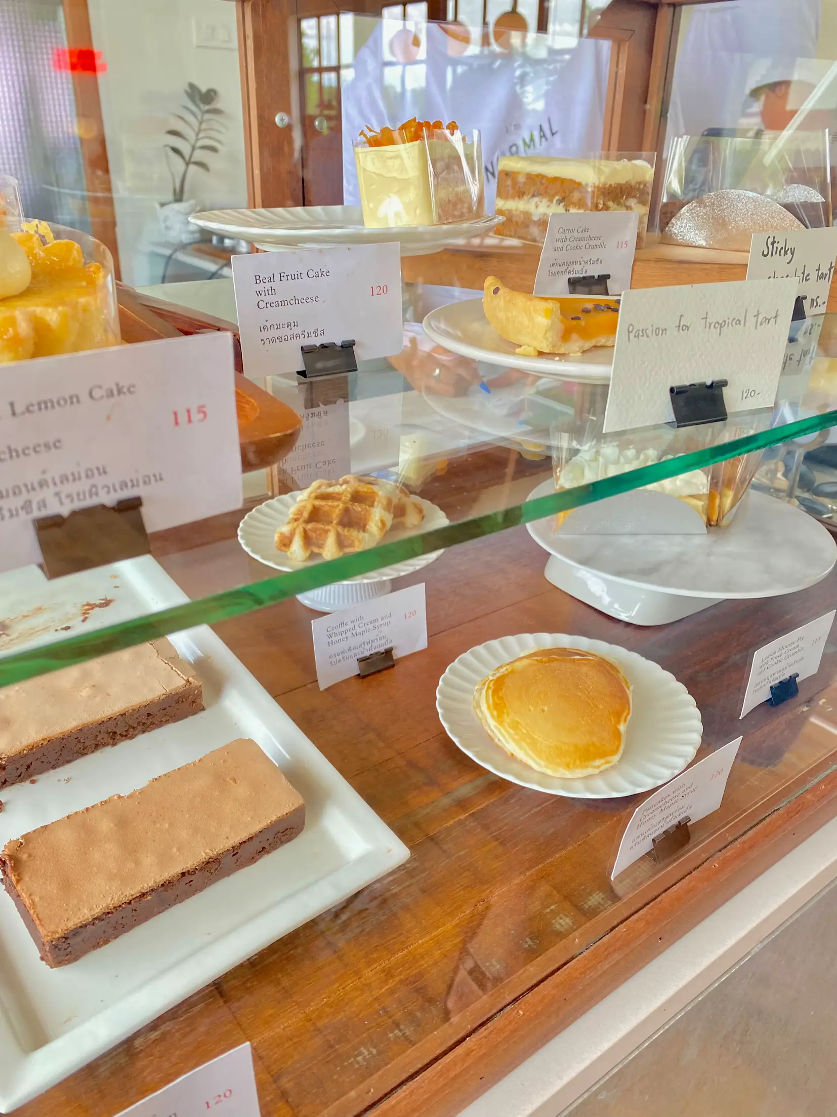 คาเฟ่มินิมอล จังหวัดราชบุรี🍞🥖 | แกลเลอรีที่โพสต์โดย BAIMON 👼🏻⋆｡˚💡𓂂 | Lemon8