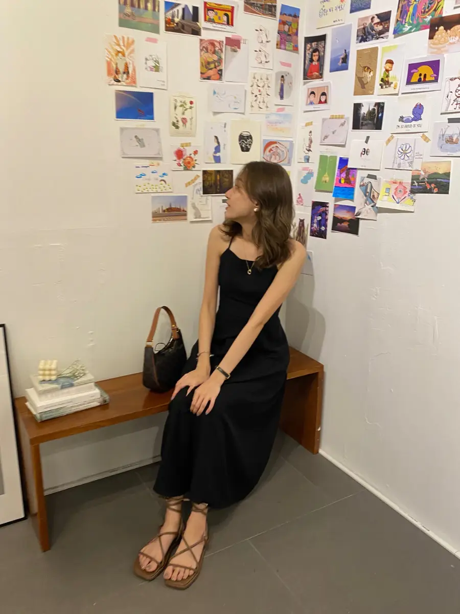 ไป art gallery ใส่ชุดไหนดี — Outfit Ideas 🖼️ | แกลเลอรีที่โพสต์โดย punchptr | Lemon8