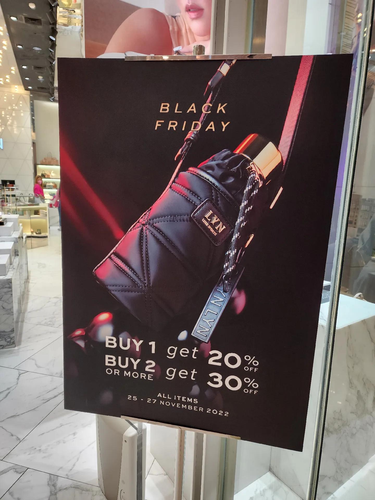 LYN - BLACK FRIDAY 3วันเท่านั้น!! | แกลเลอรีที่โพสต์โดย Pikuk | Lemon8