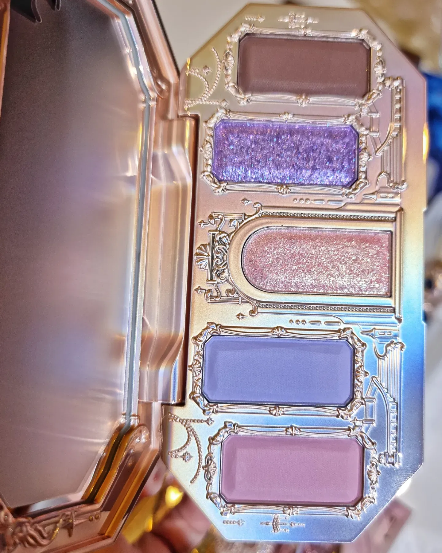 พาเลทตาหวานละมุน Moonlight Mermaid Series | แกลเลอรีที่โพสต์โดย Poon x Poon | Lemon8