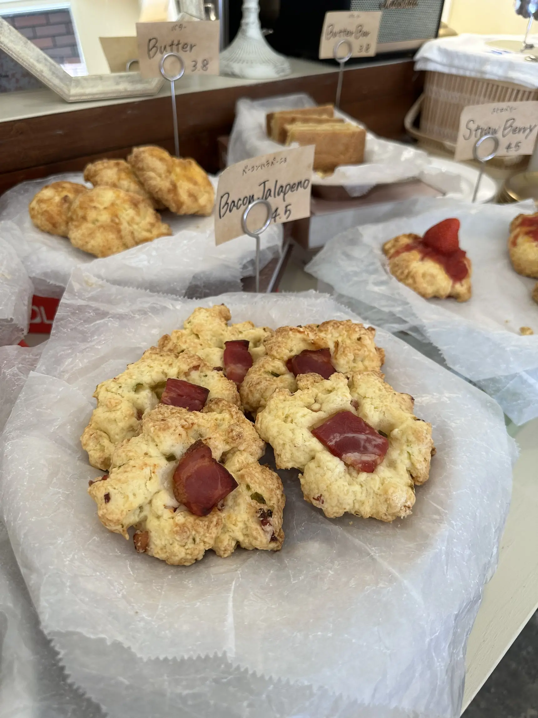 Scone cafe คาเฟ่น่ารักในโอซาก้า🇯🇵🎌🥰 [Butter&Museum] | แกลเลอรีที่โพสต์ ...