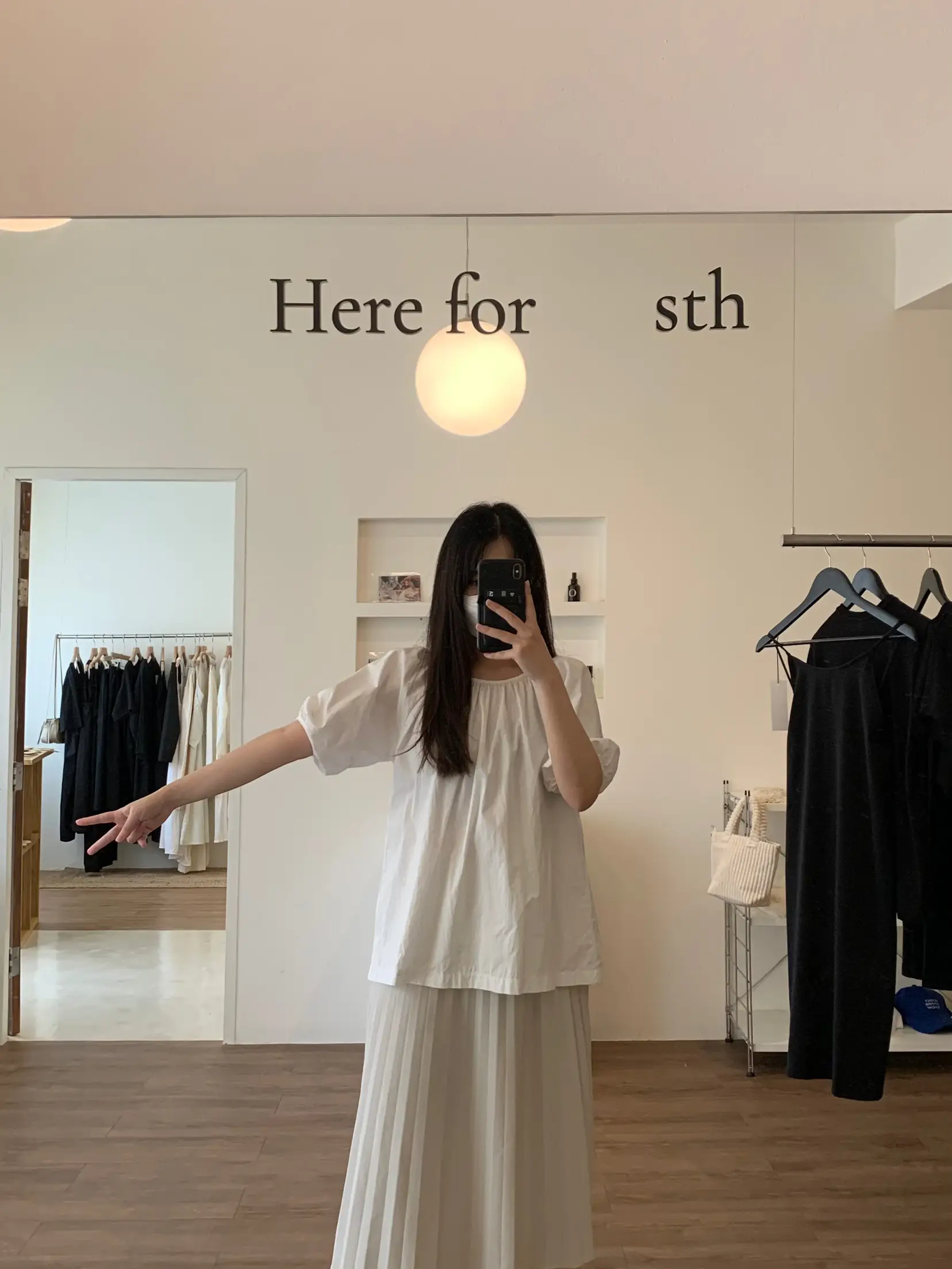 Here for sth | แกลเลอรีที่โพสต์โดย bambi | Lemon8