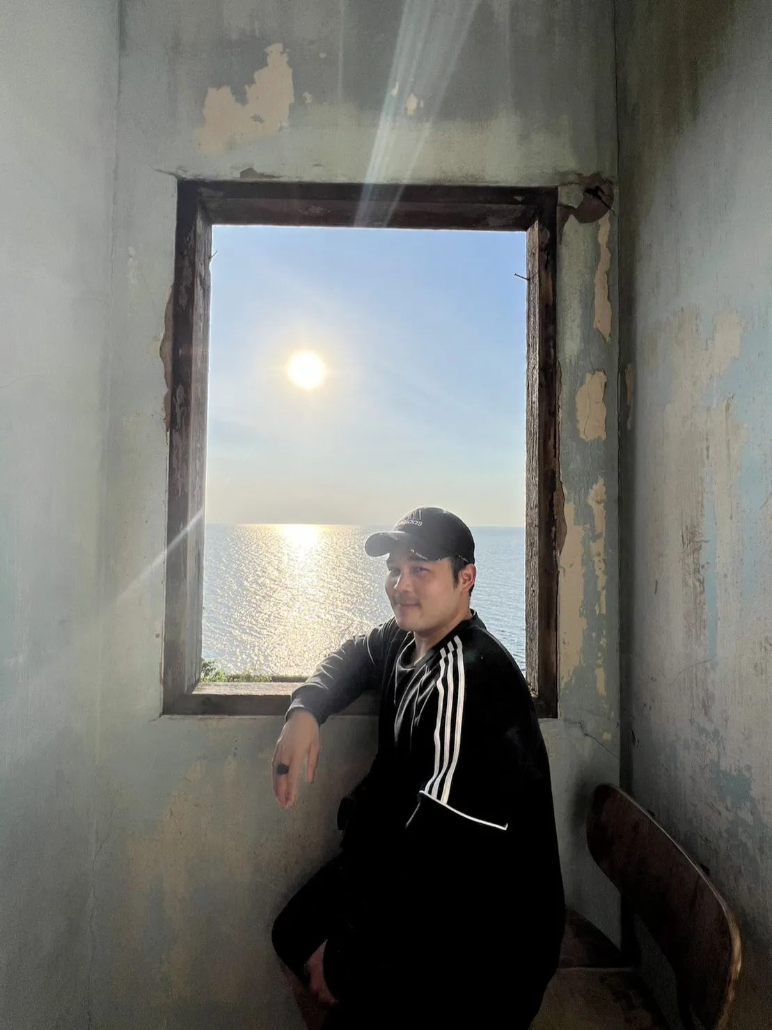 "Hidden Lab" คาเฟ่สุดว้าวในแถบบางแสน สวยจนต้องซ้ำ | แกลเลอรีที่โพสต์โดย Lyun_ Pakorn | Lemon8