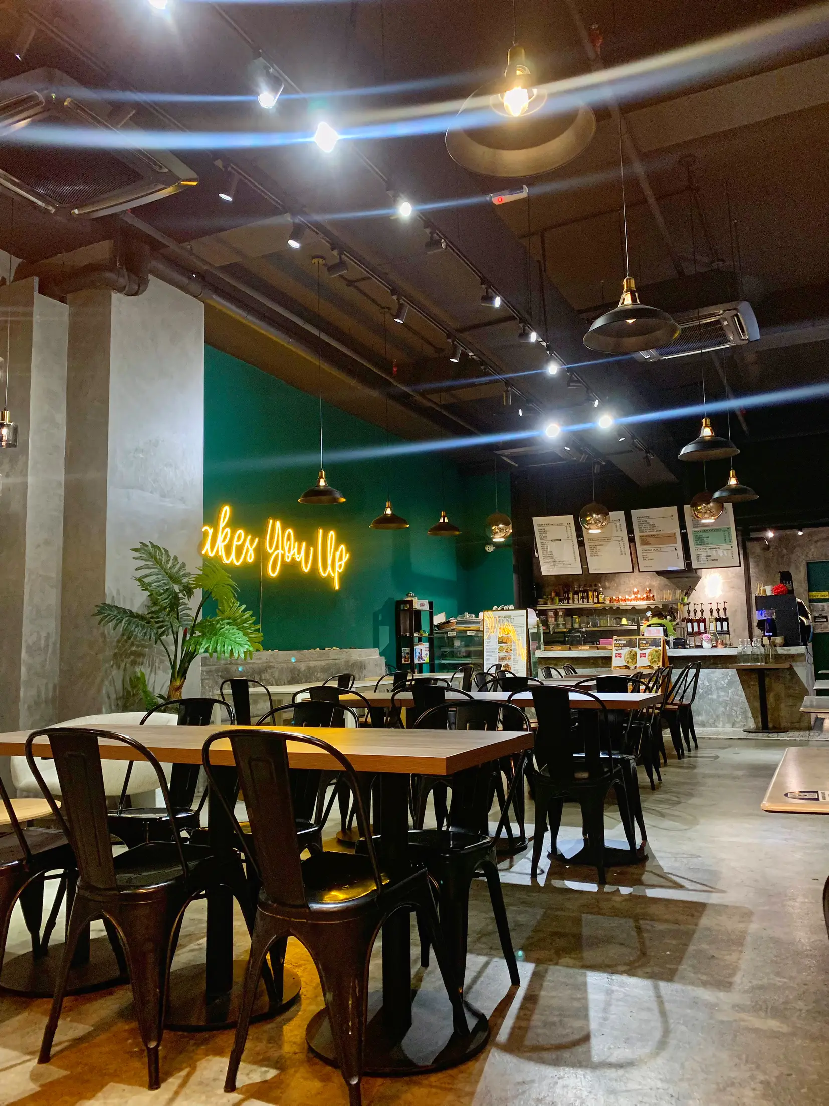 Cute Spot in Bukit Jelutong | Hulkery Cafe 🍽️ | Galeri disiarkan oleh ...