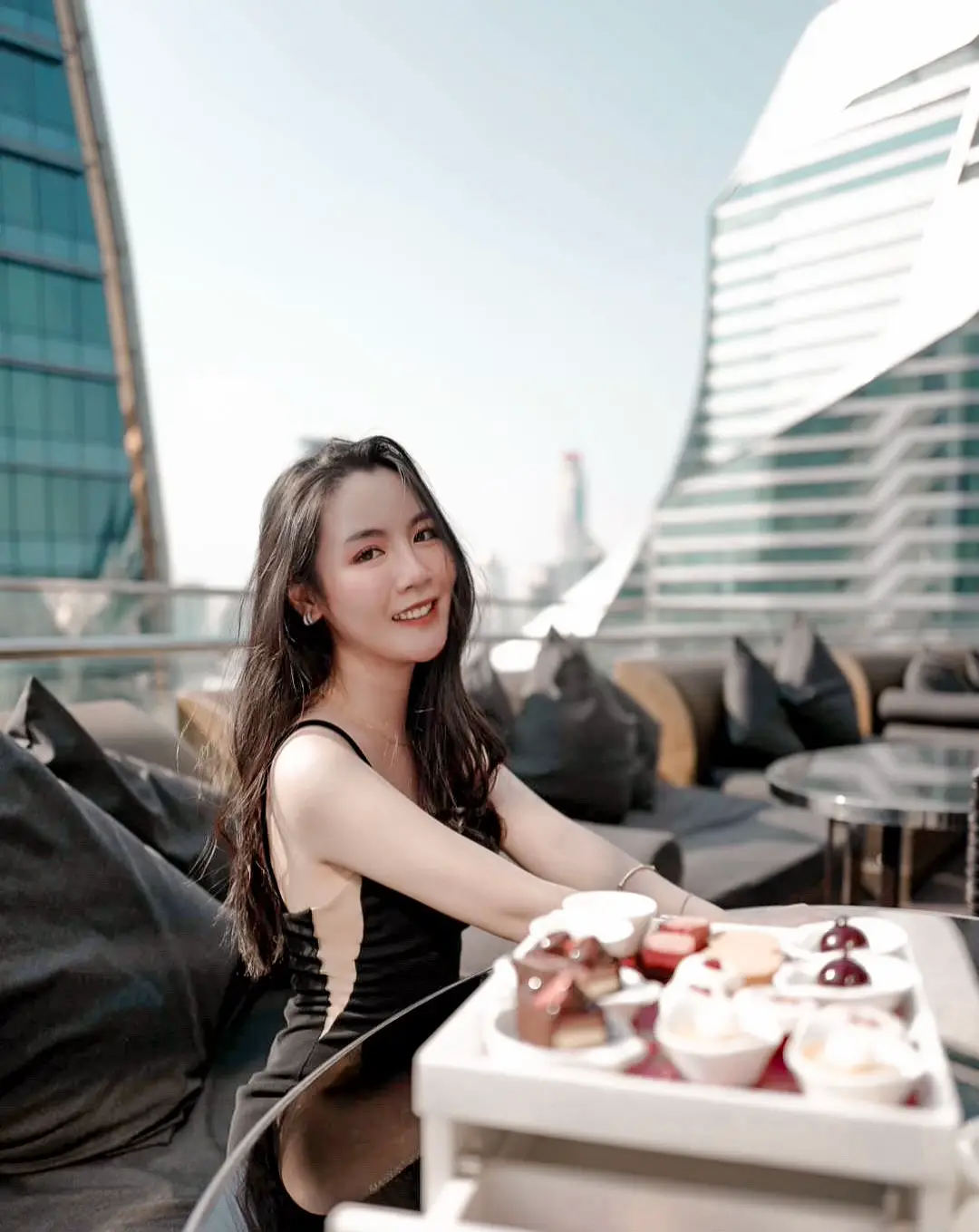 ถ่ายรูปแบบปังปุ ดูแพงที่ Rooftop @The Okura Prestige Bkk | แกลเลอรีที่ ...