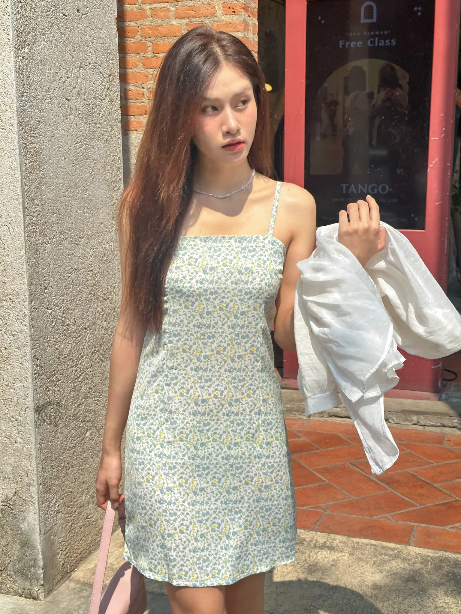 Summer Dress 💐☀️🏝️แบบน่ารักปนเซ็กซี่ | แกลเลอรีที่โพสต์โดย nine | Lemon8