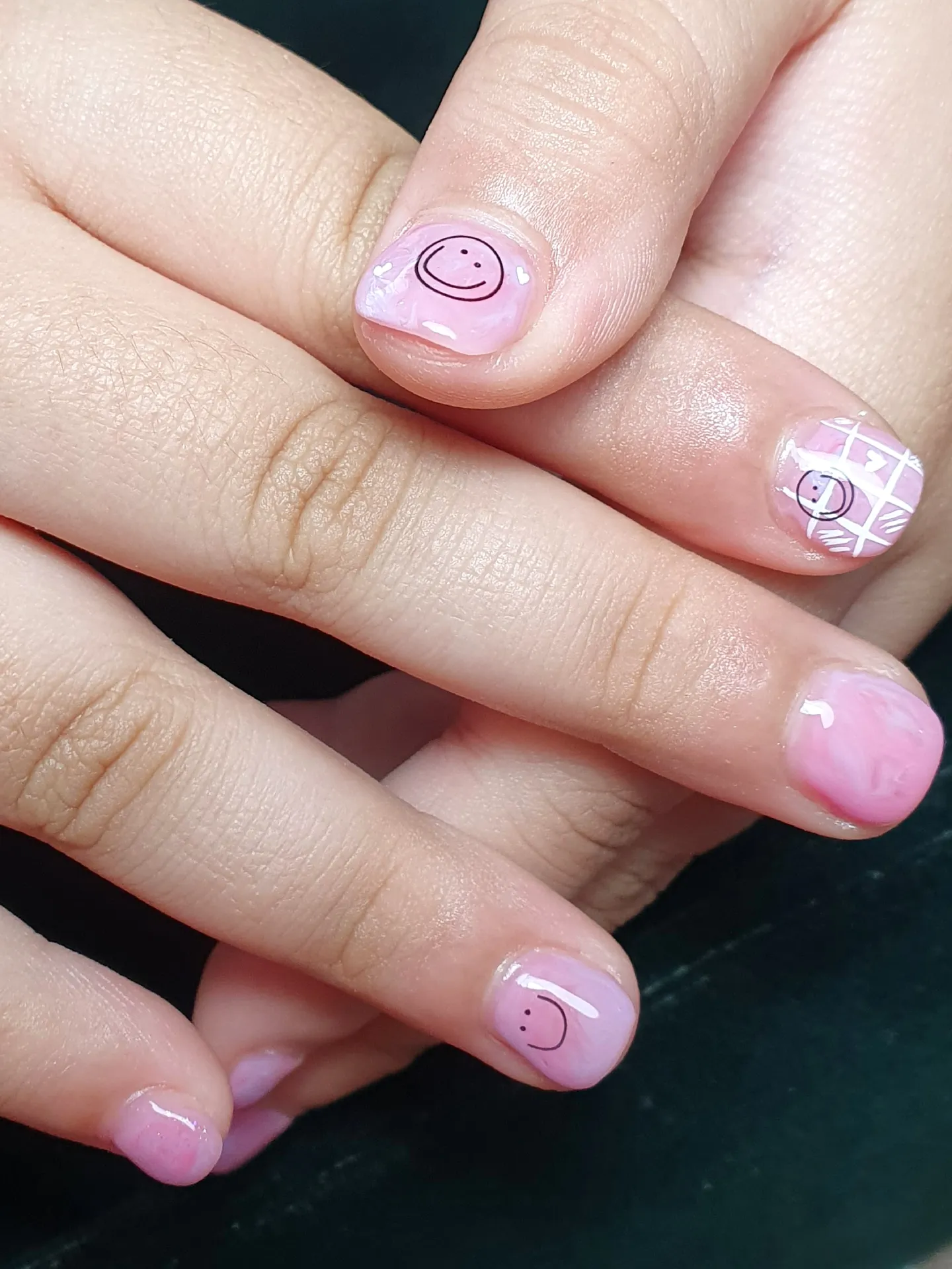 5ขวบ ทำเล็บไปโรงเรียน | แกลเลอรีที่โพสต์โดย Nail at home | Lemon8