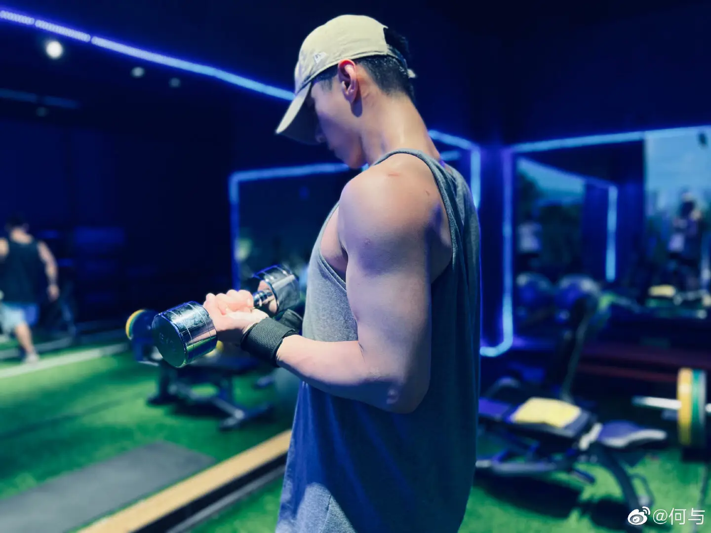 ประวัติ เหออวี่ He Yu พระเอกซีรีส์ ‘เจอกันนะเจ้าความรัก’ | แกลเลอรีที่ ...